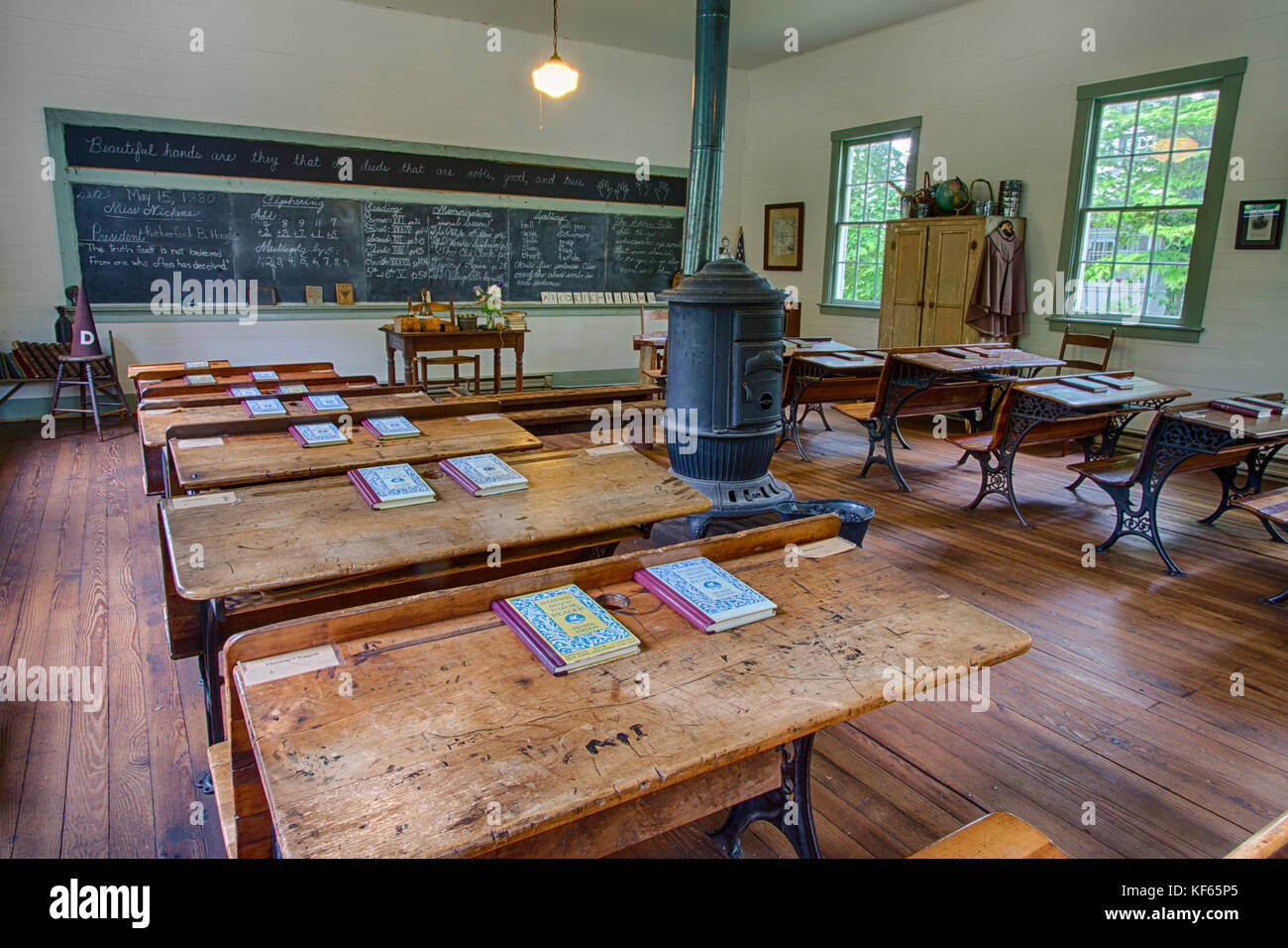 Waterford, Virginia, Founded 1733. Second Street School, a 19th ...