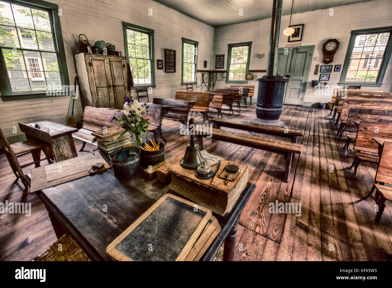 One room schoolhouse 19th century hi-res stock photography and images ...