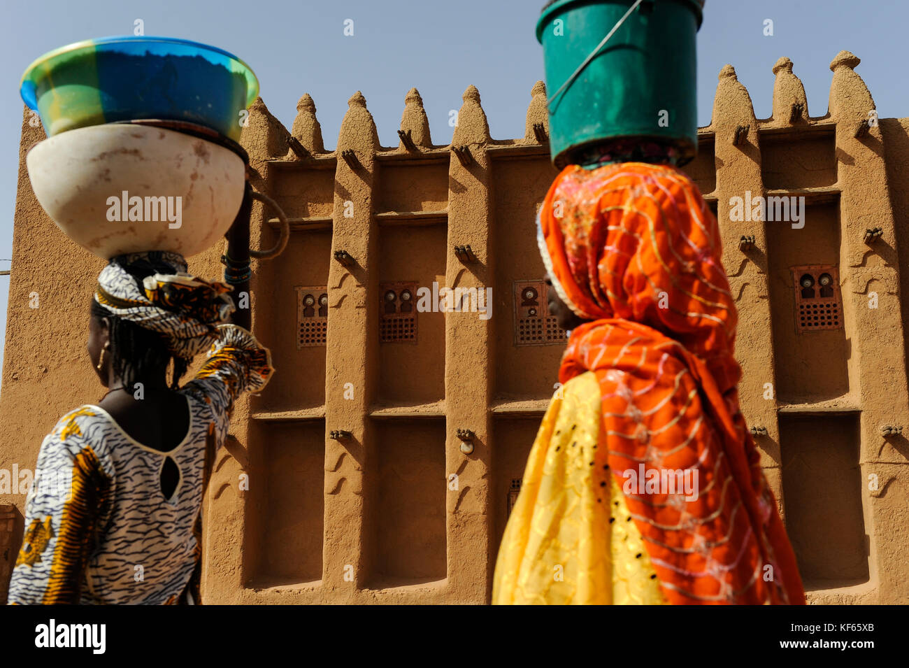 MALI, Bandiagara, Dogon Land , old palace in clay architecture Palais ...