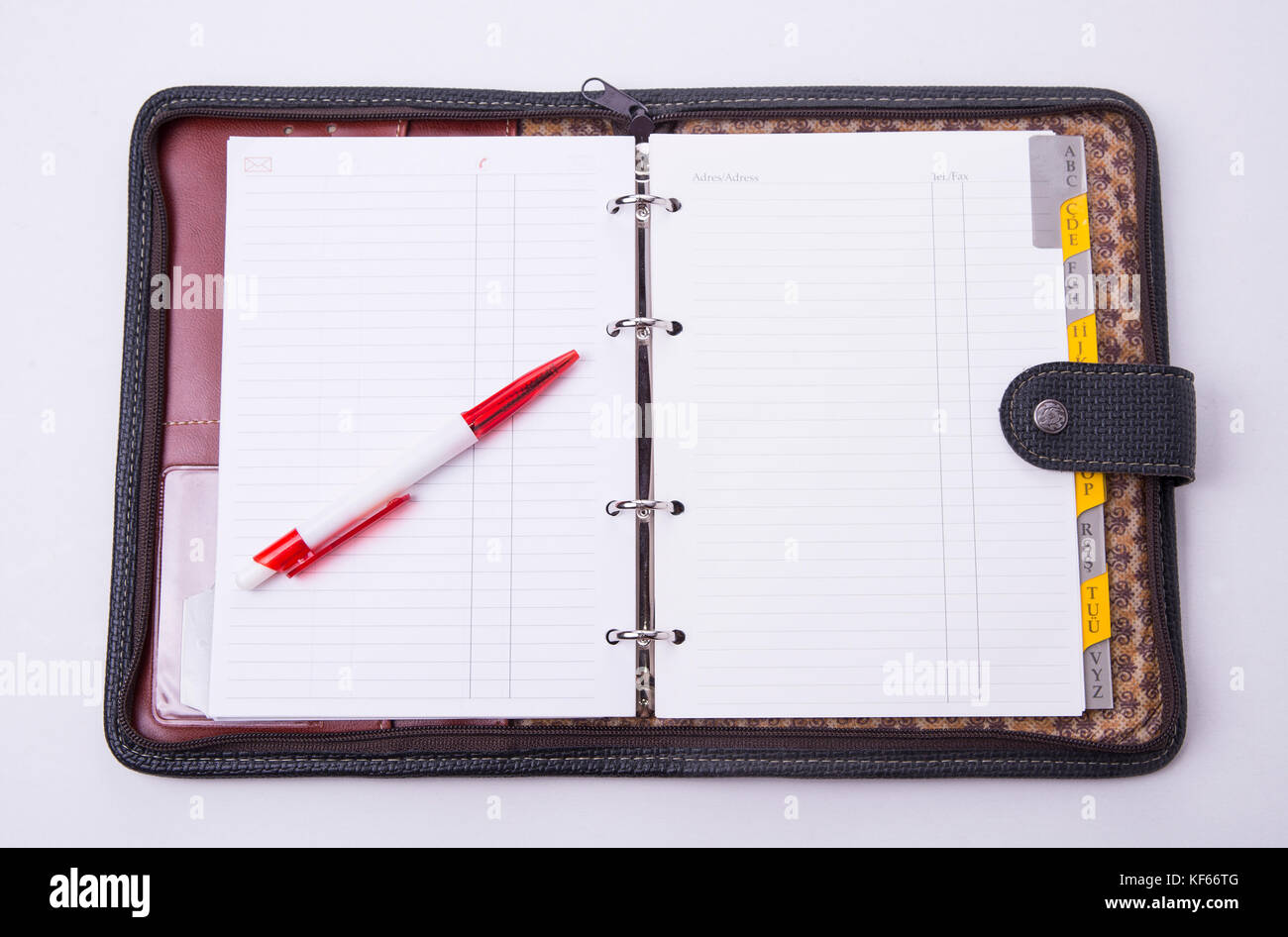 Open display case hi-res stock photography and images - Alamy