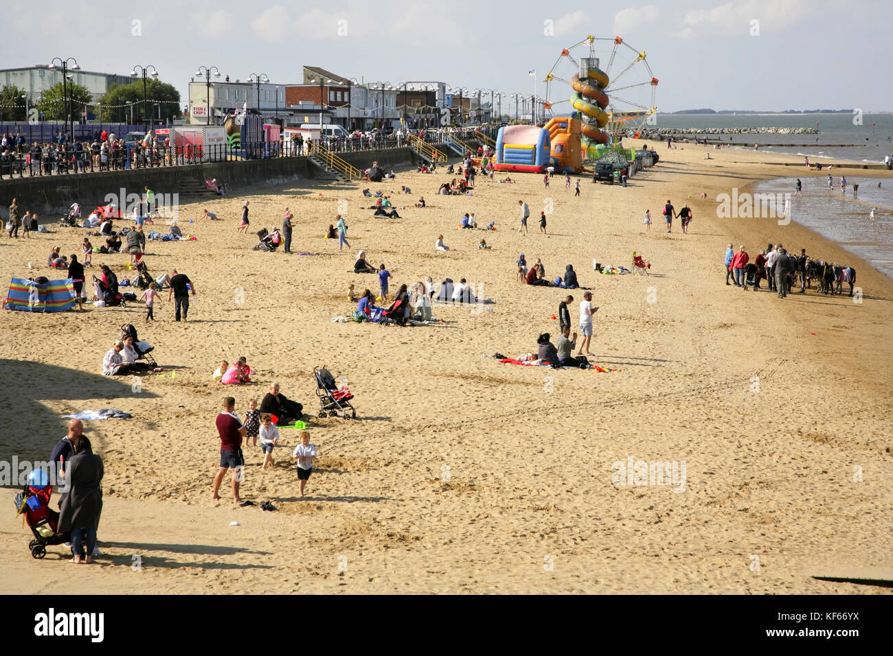 Cleethorpes beach hi-res stock photography and images - Alamy