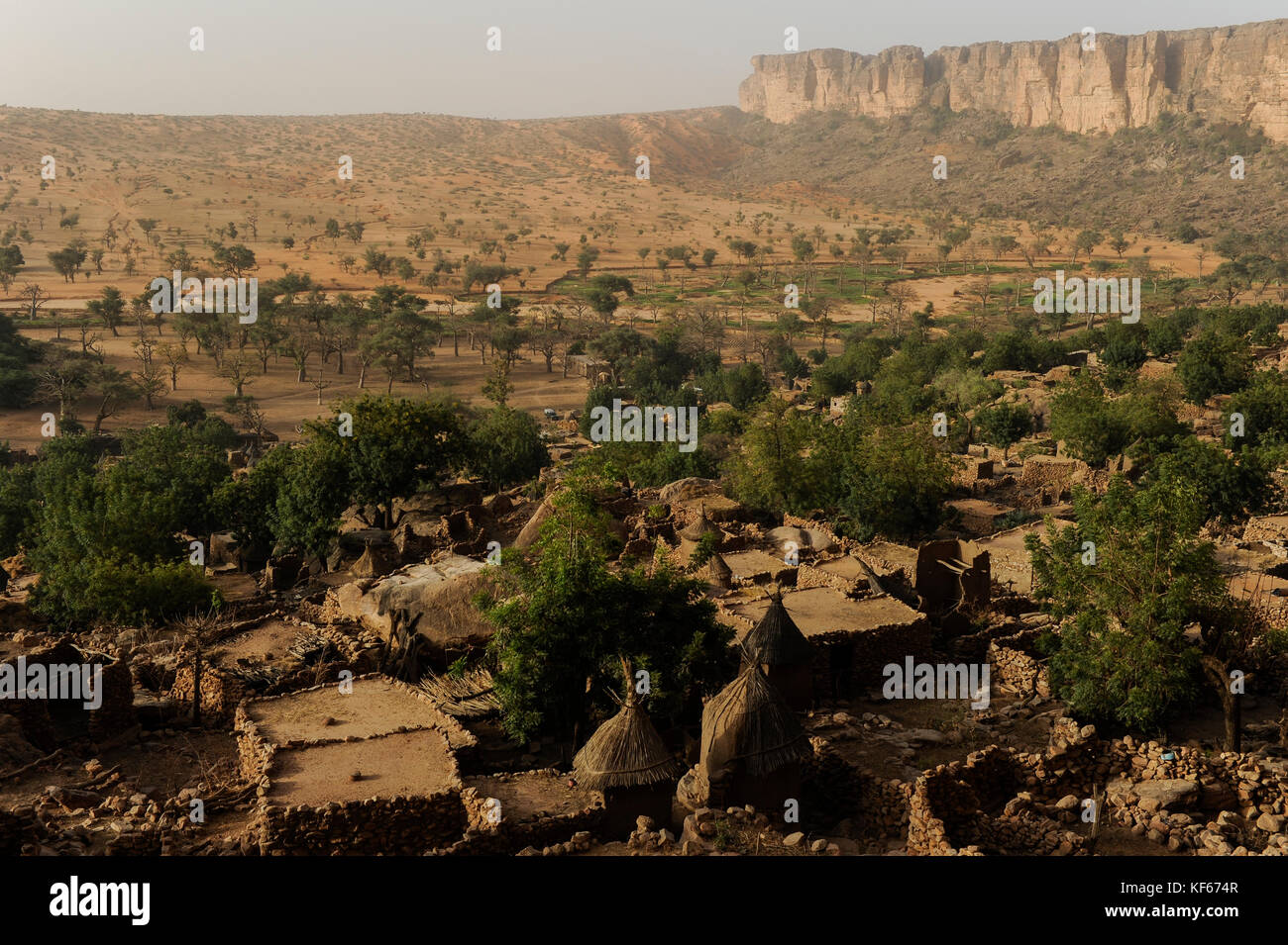 MALI Dogon Land , Dogon village with clay architecture at the Falaise a ...
