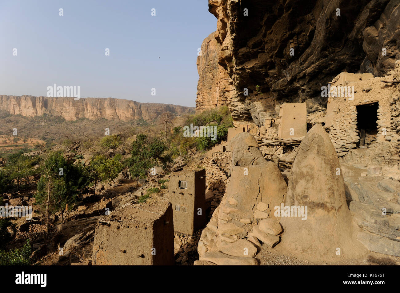 Dogon architecture hi-res stock photography and images - Alamy