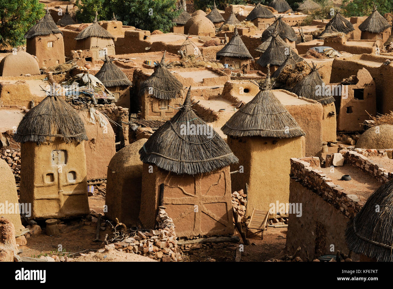 MALI Dogon Land , Dogon village Songho with clay architecture at the ...