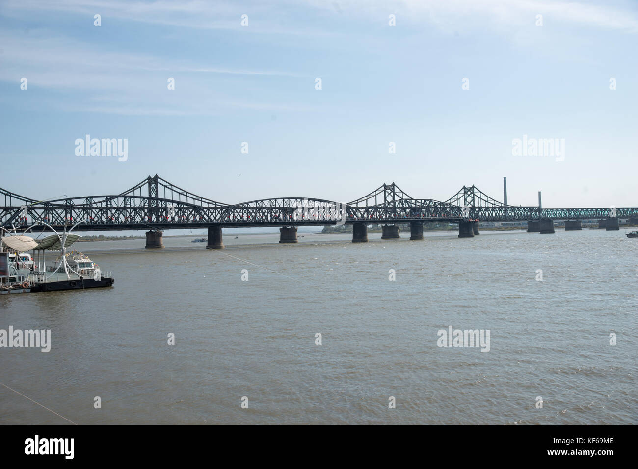 China north korea friendship bridge hi-res stock photography and images ...