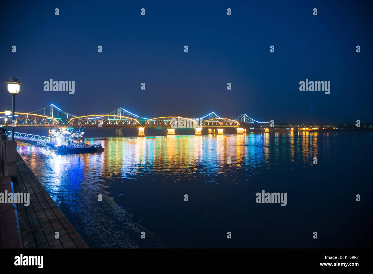 Yalu High Resolution Stock Photography and Images - Alamy