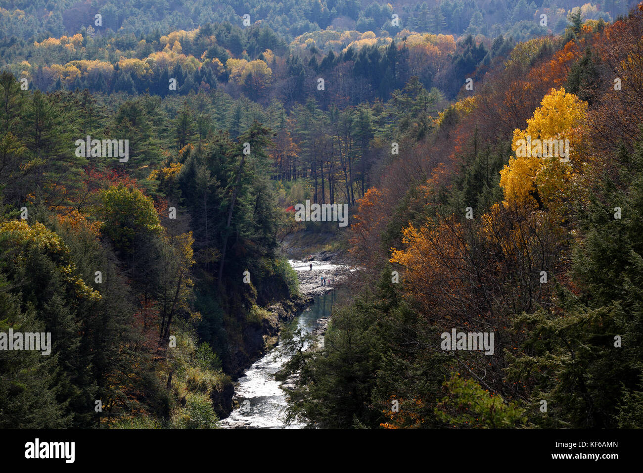 Fall autumn foliage, Quechee Gorge, Vermont Stock Photo - Alamy