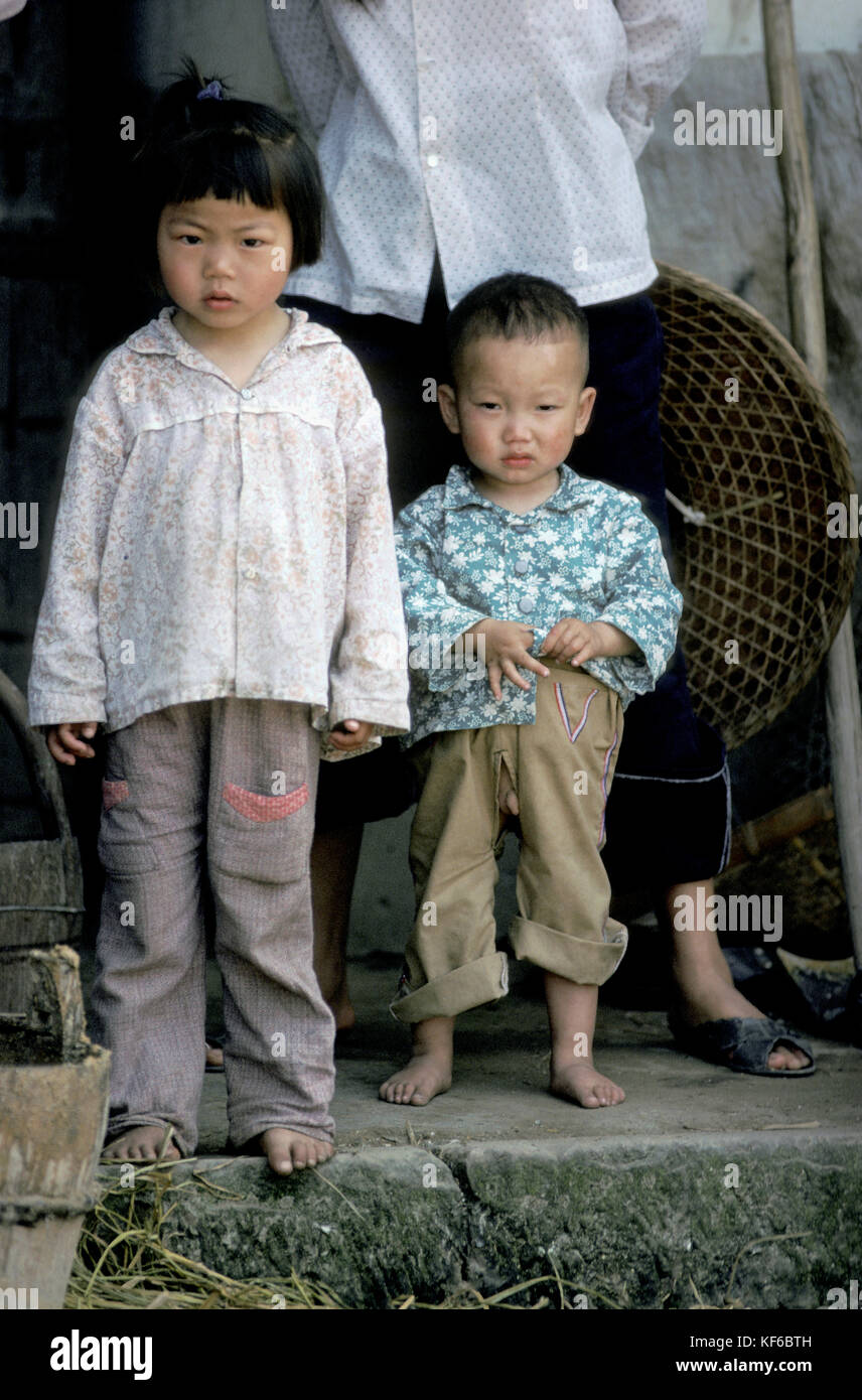 Faces of the people of China Stock Photo - Alamy