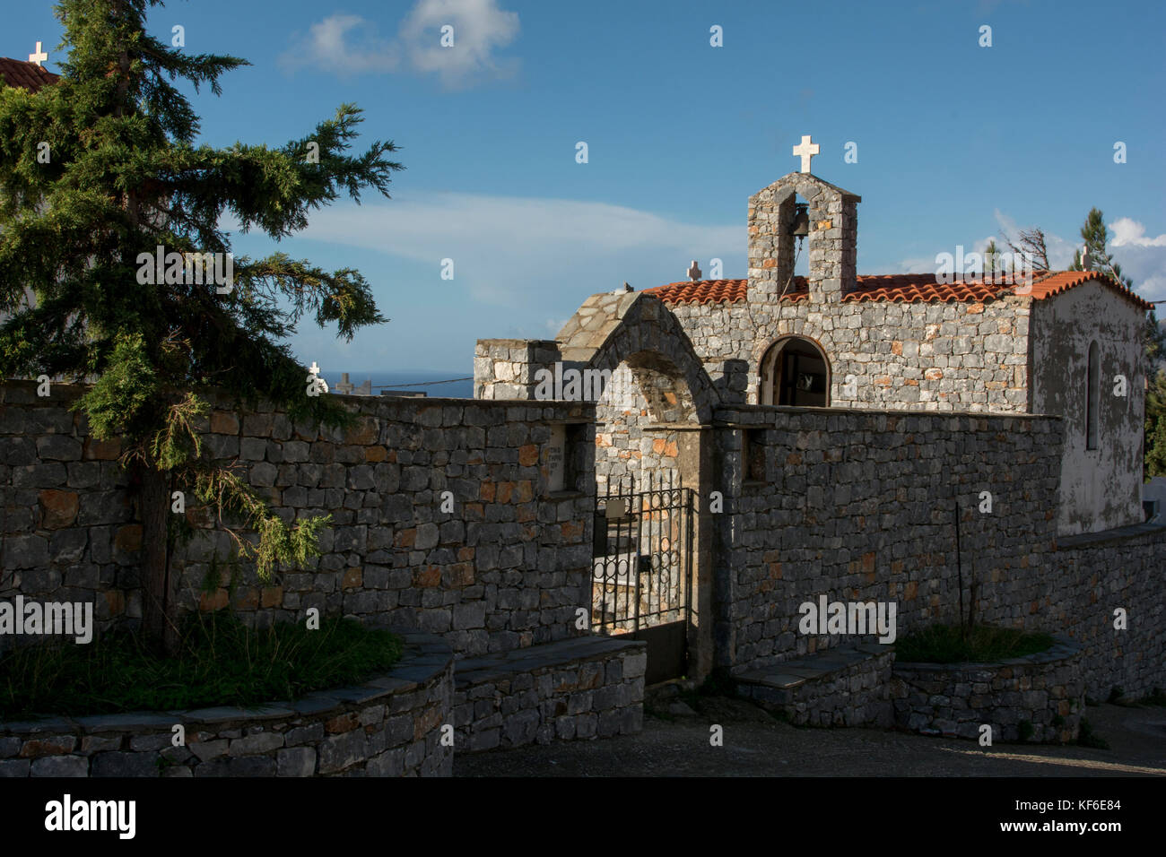 Sudkuste von kreta letzte ruhe hi-res stock photography and images - Alamy