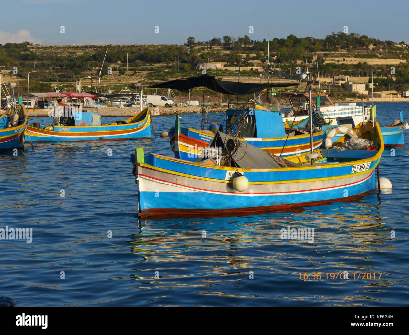Malta gondolas hi-res stock photography and images - Alamy