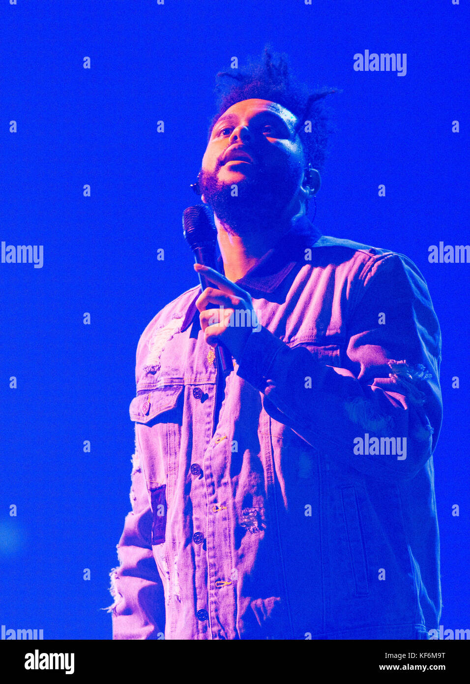 Miami, FL, USA. 24th Oct, 2017. The Weeknd performs during the Starboy ...
