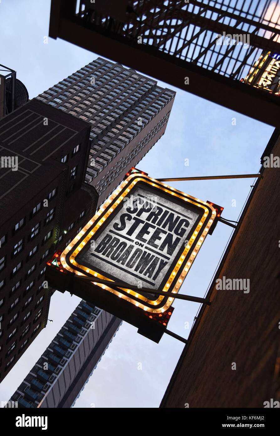 New York, NY, USA. 25th Oct, 2017. Bruce Springsteen marquee out and ...