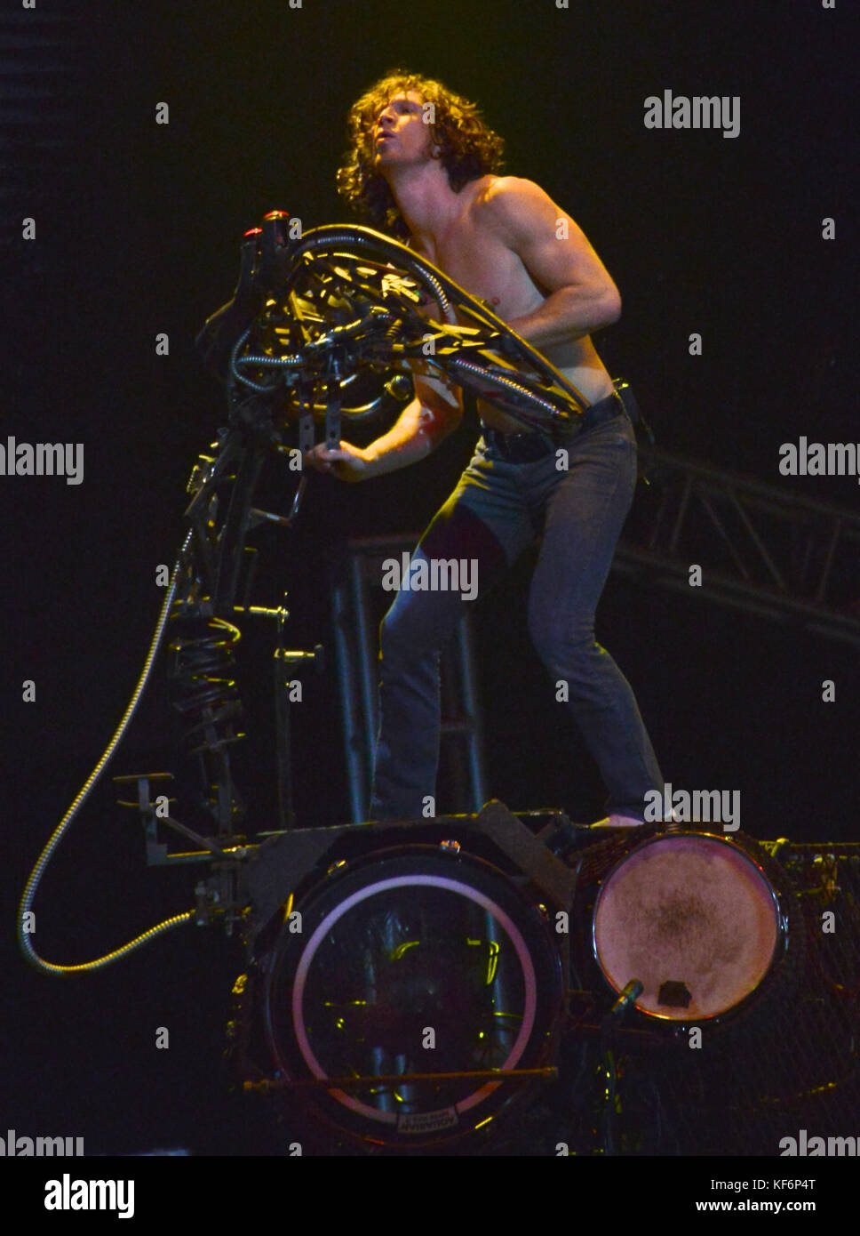 Los Angeles, California, USA. 24th Oct, 2017. JONNY HAWKINS of NOTHING ...
