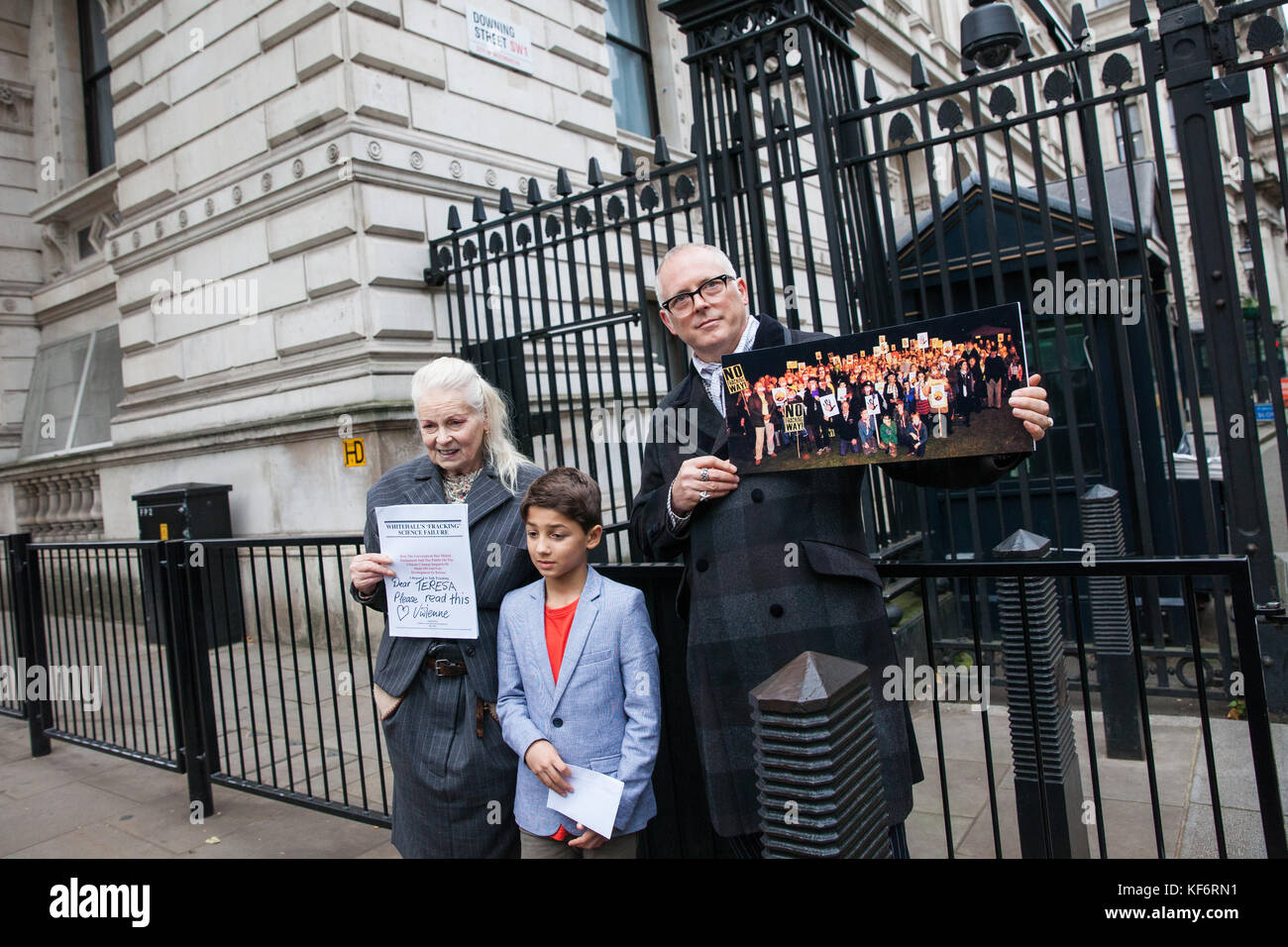 London, UK. 26th Oct, 2017. 9-year-old Oliver Simpson prepares to ...