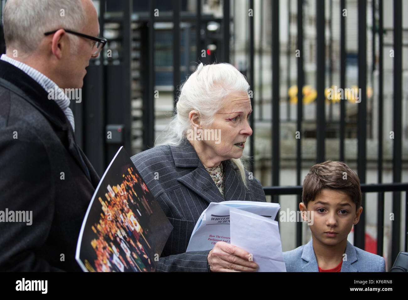 London, UK. 26th Oct, 2017. 9-year-old Oliver Simpson prepares to ...