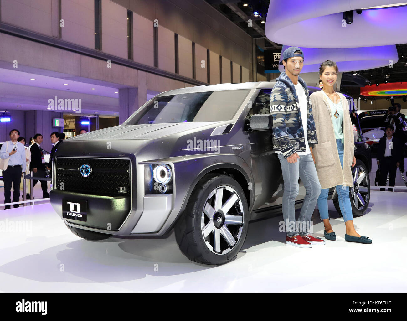 Tokyo, Japan. 26th Oct, 2017. Models display Japanese automobile giant ...