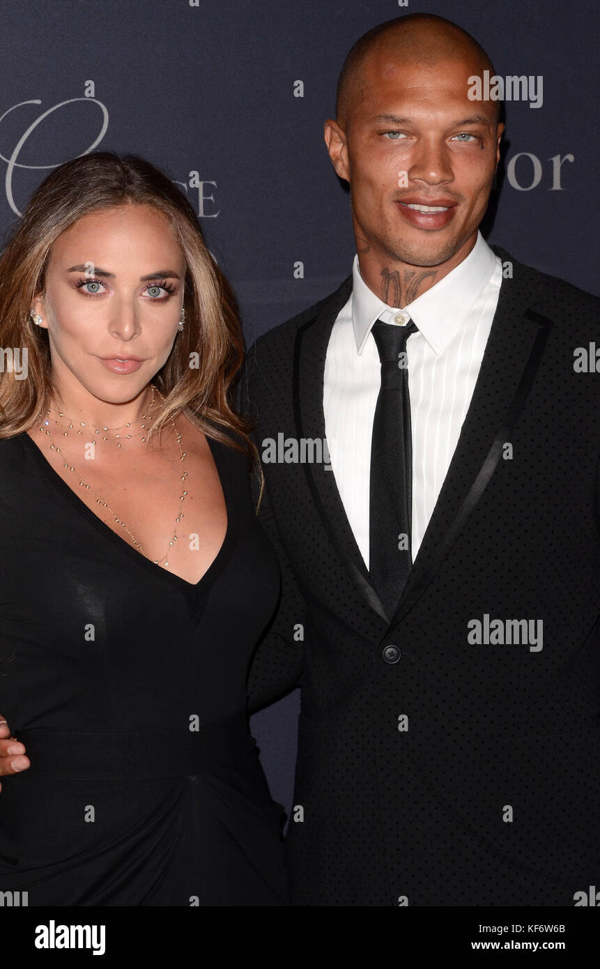 Beverly Hills, California, USA. 25th Oct, 2017. Chloe Green, Jeremy ...
