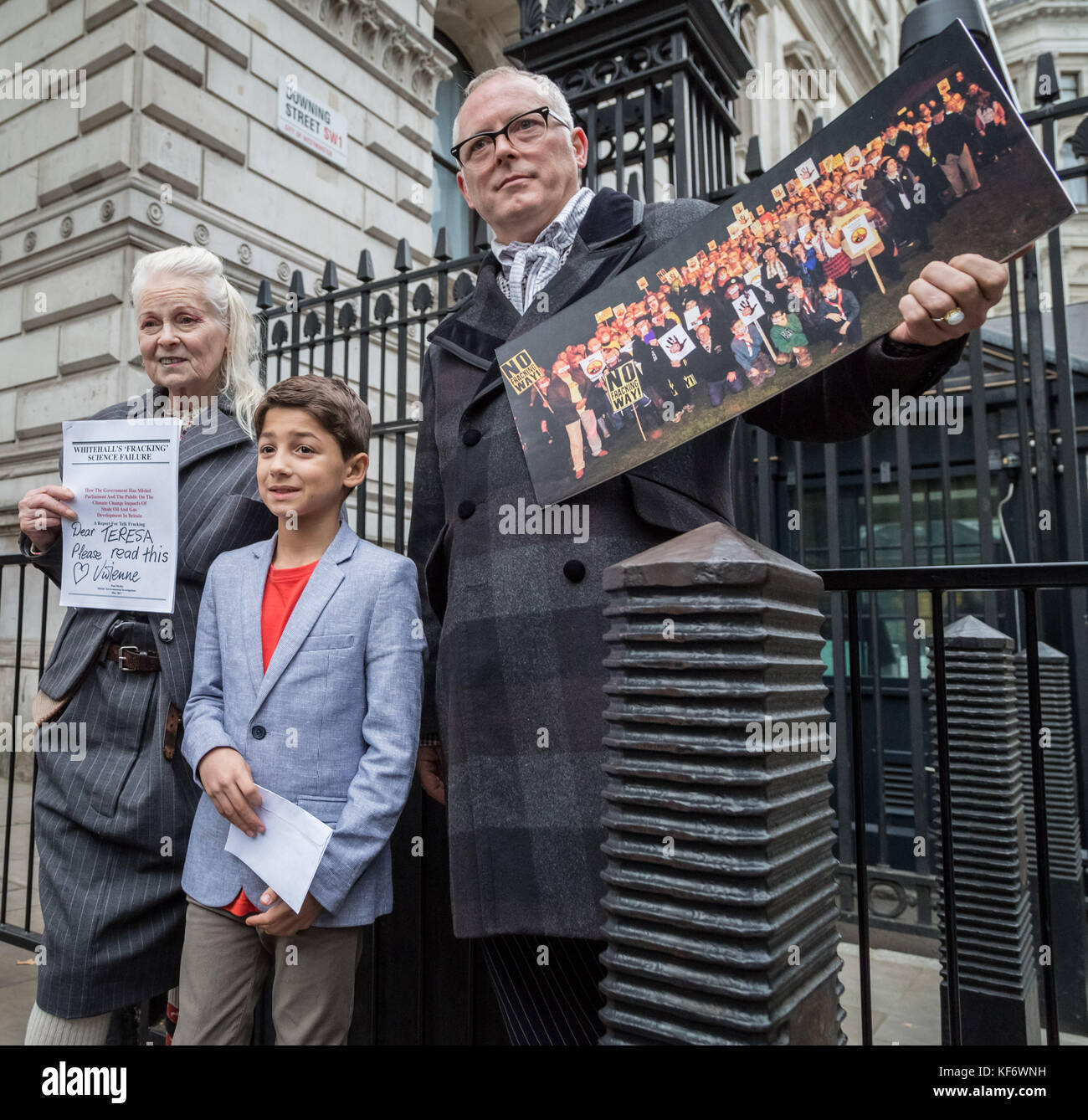 London, UK. 26th Oct, 2017. 9-year old Oliver Simpson with fashion ...