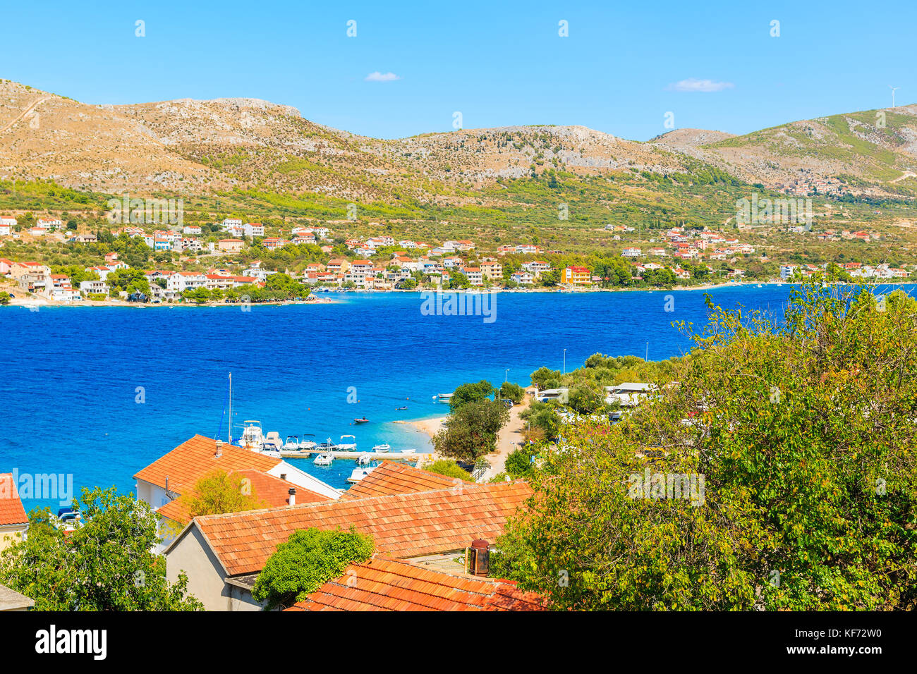Orange and blue tile hi-res stock photography and images - Alamy