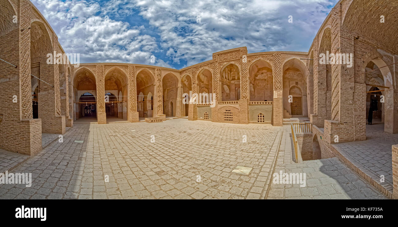 Nain mosque architecture Stock Photo - Alamy