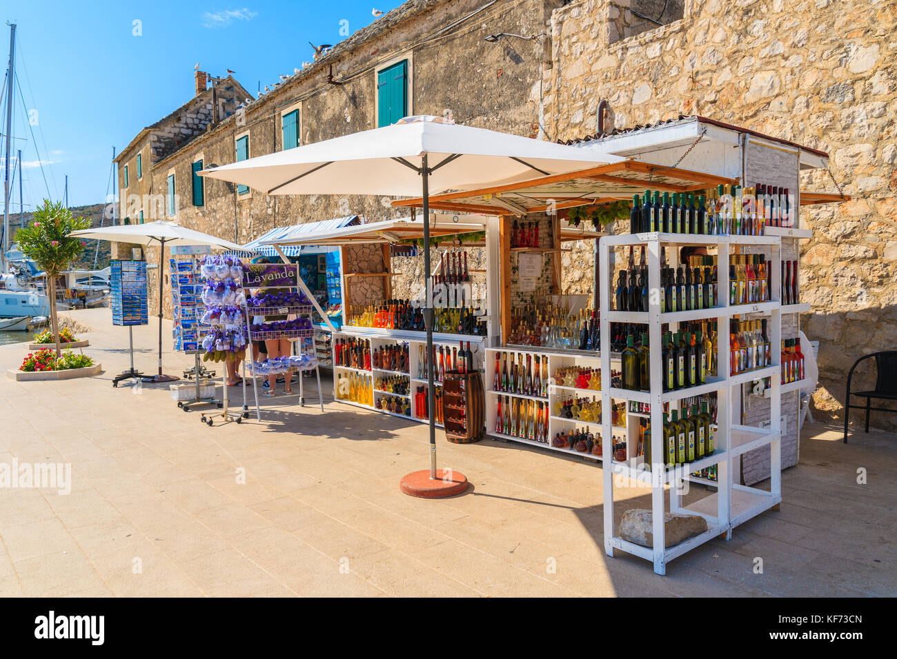 Local craft market hi-res stock photography and images - Alamy