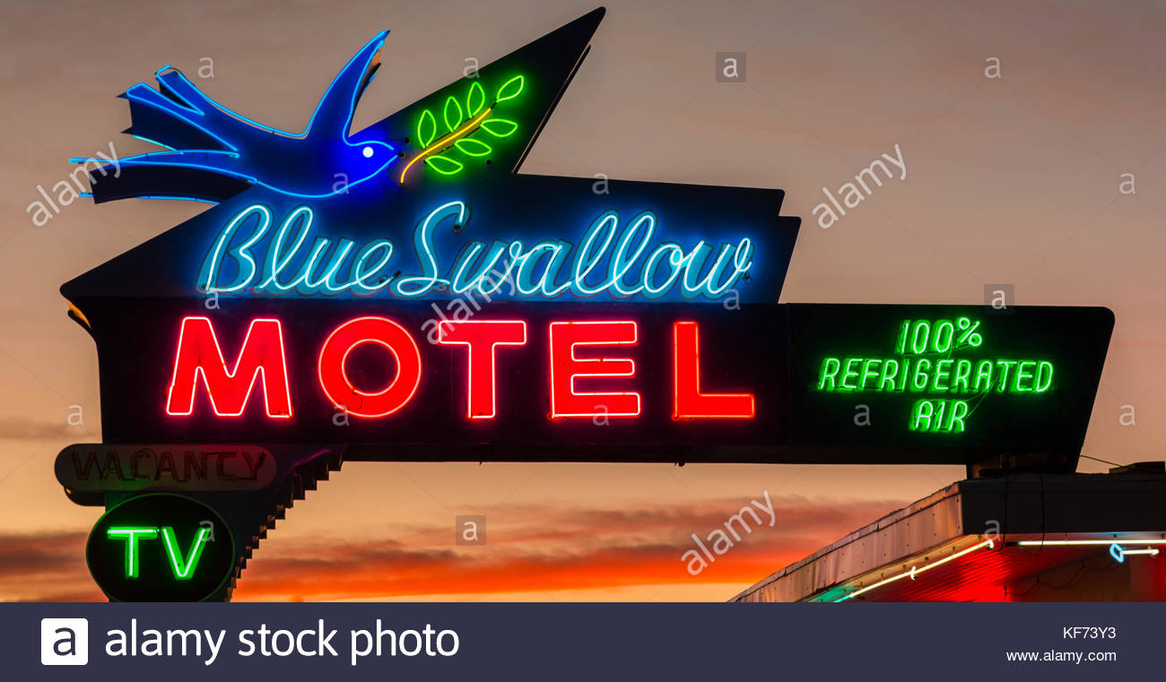 Motel Neon Sign Stock Photos & Motel Neon Sign Stock Images - Alamy