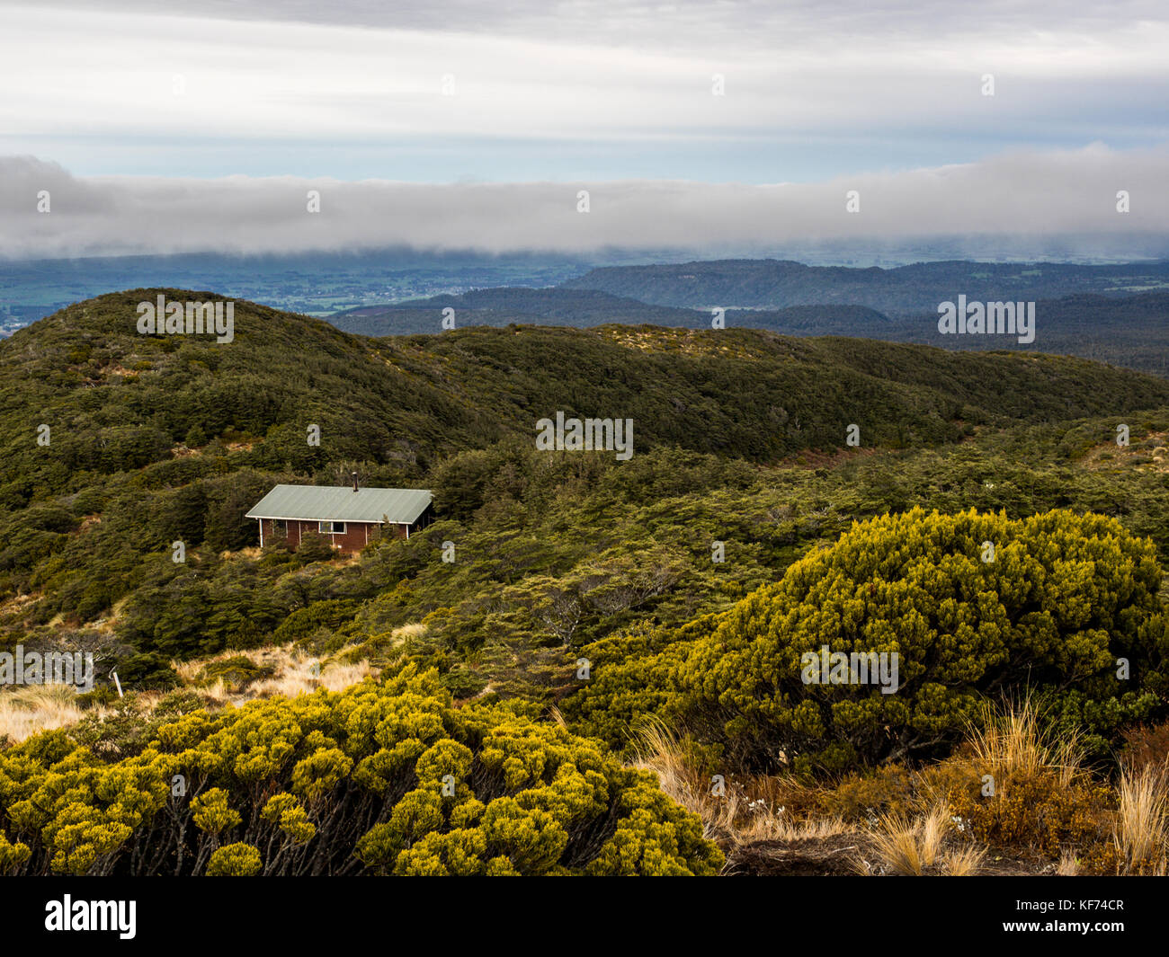 Blyth Hut, Mount Ruapehu, Tongariro National Park, New Zealand Stock ...