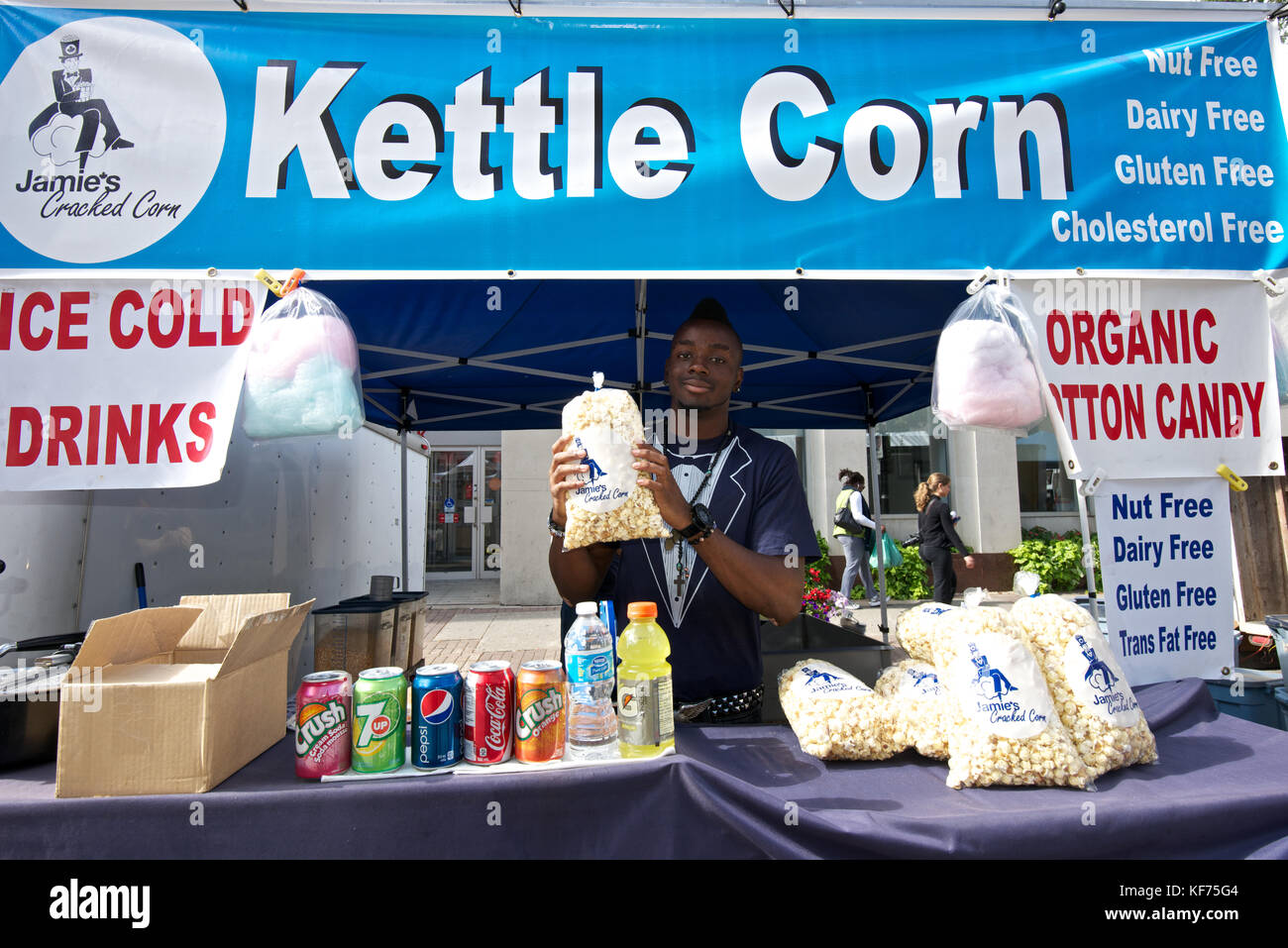Kettle corn farmer's market hi-res stock photography and images - Alamy