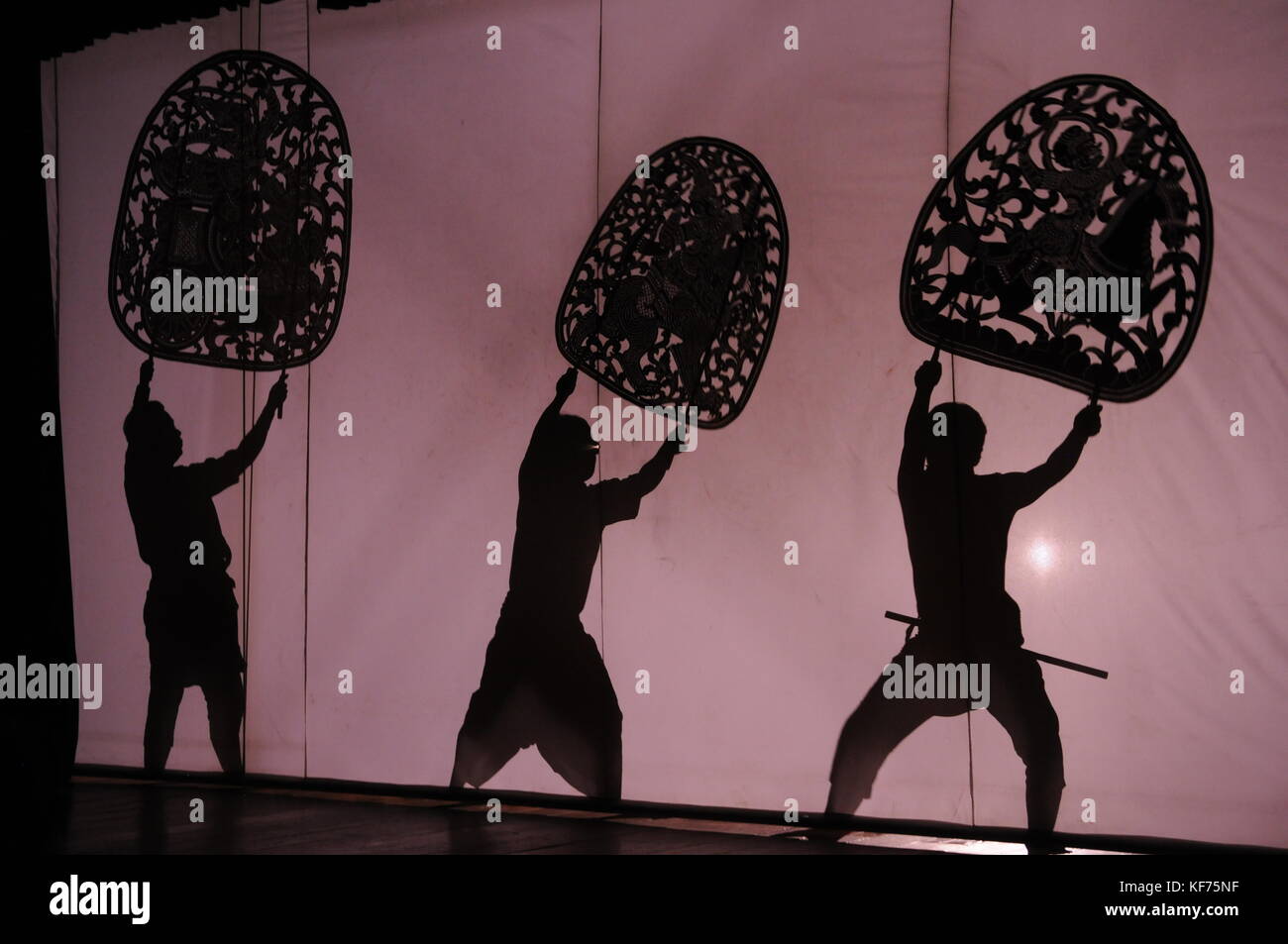 Shadow puppets cambodia hi-res stock photography and images - Alamy