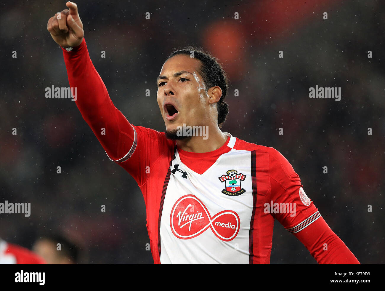 Virgil van dijk southampton hi-res stock photography and images - Alamy