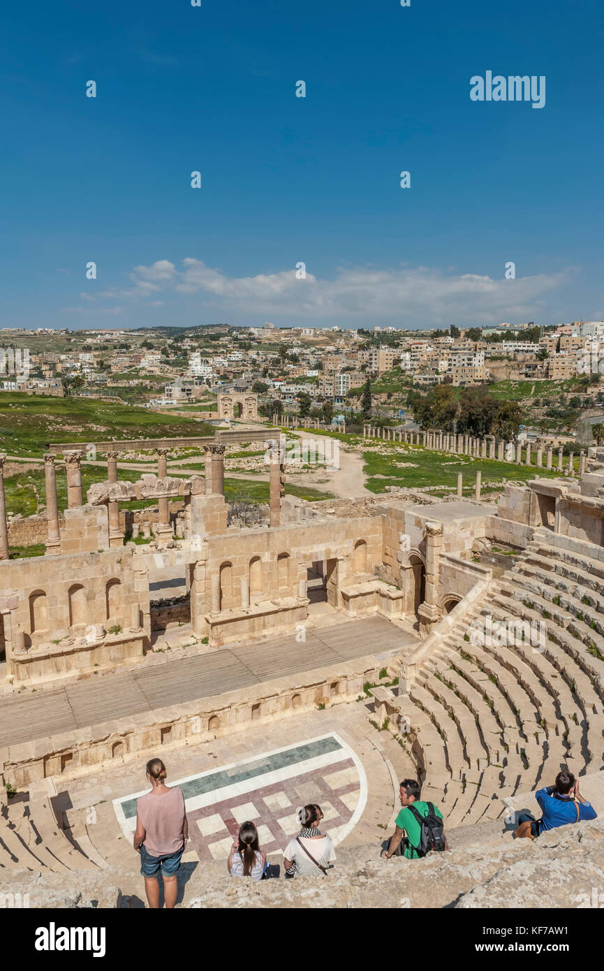 Jerash theatre hi-res stock photography and images - Alamy