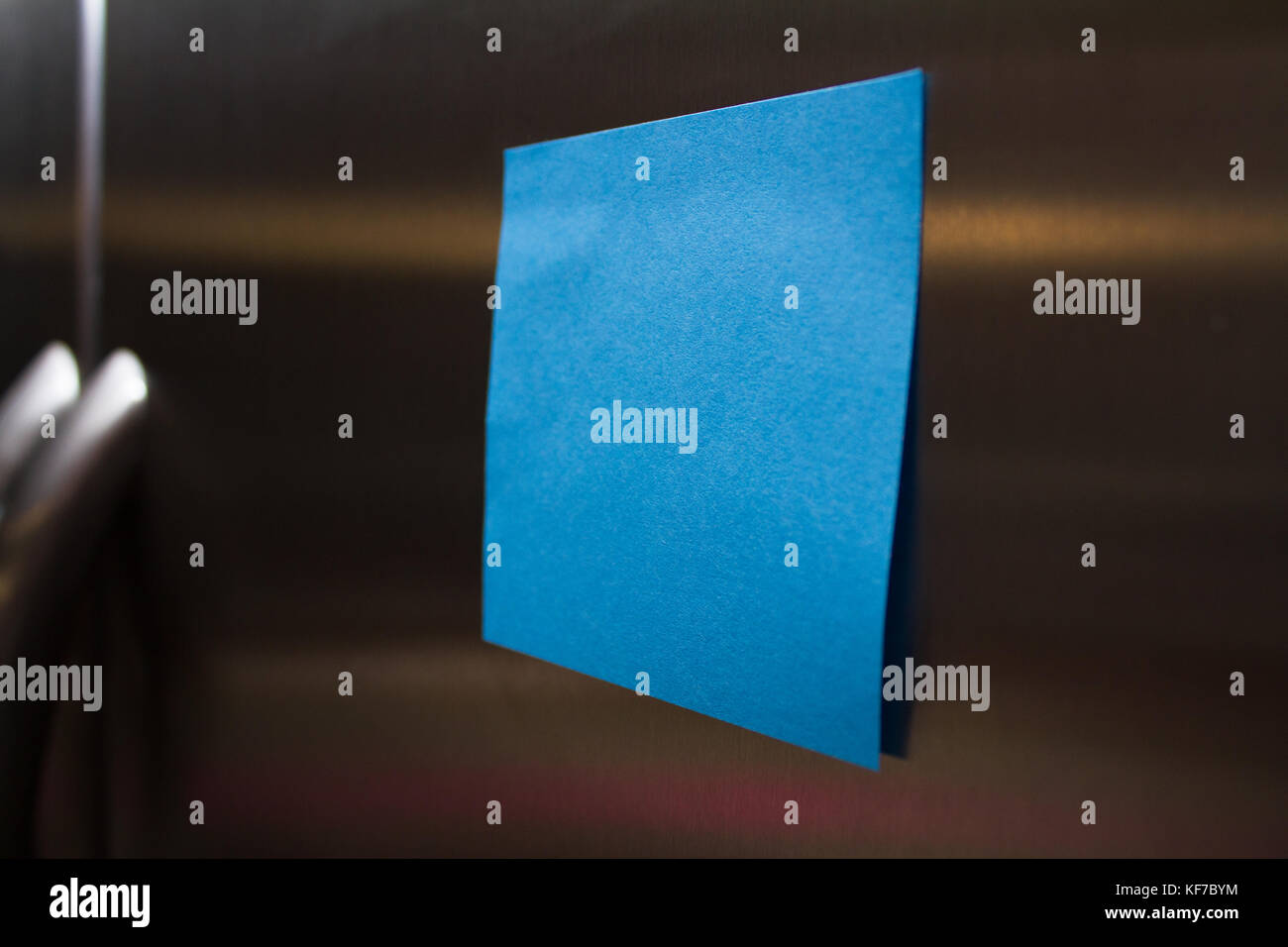 Post it note fridge hi-res stock photography and images - Alamy