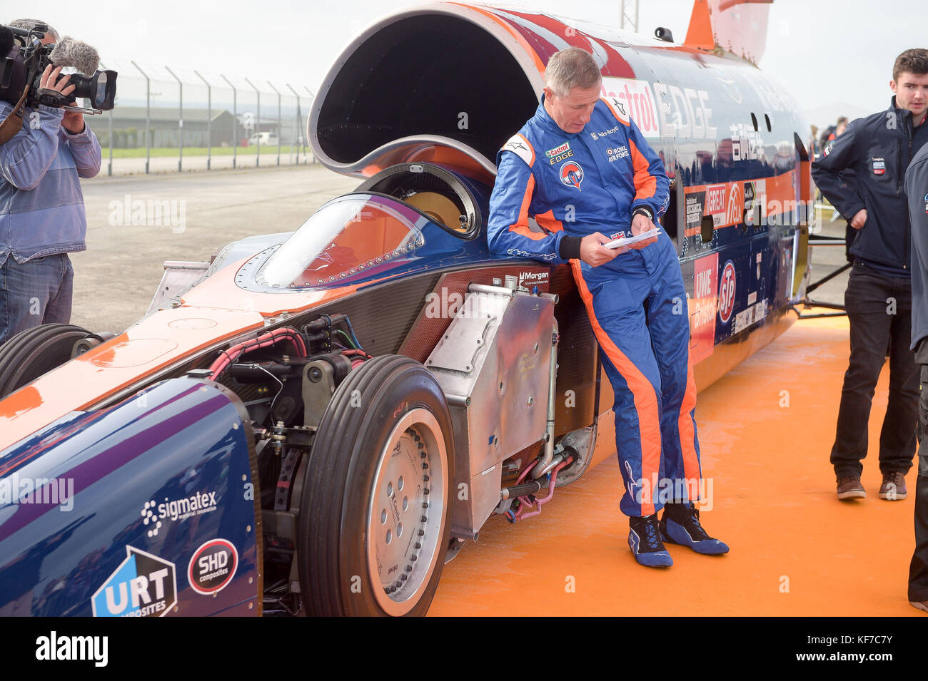 Pilot Andy Green reads his pre-run checks beside the Bloodhound 1 ...