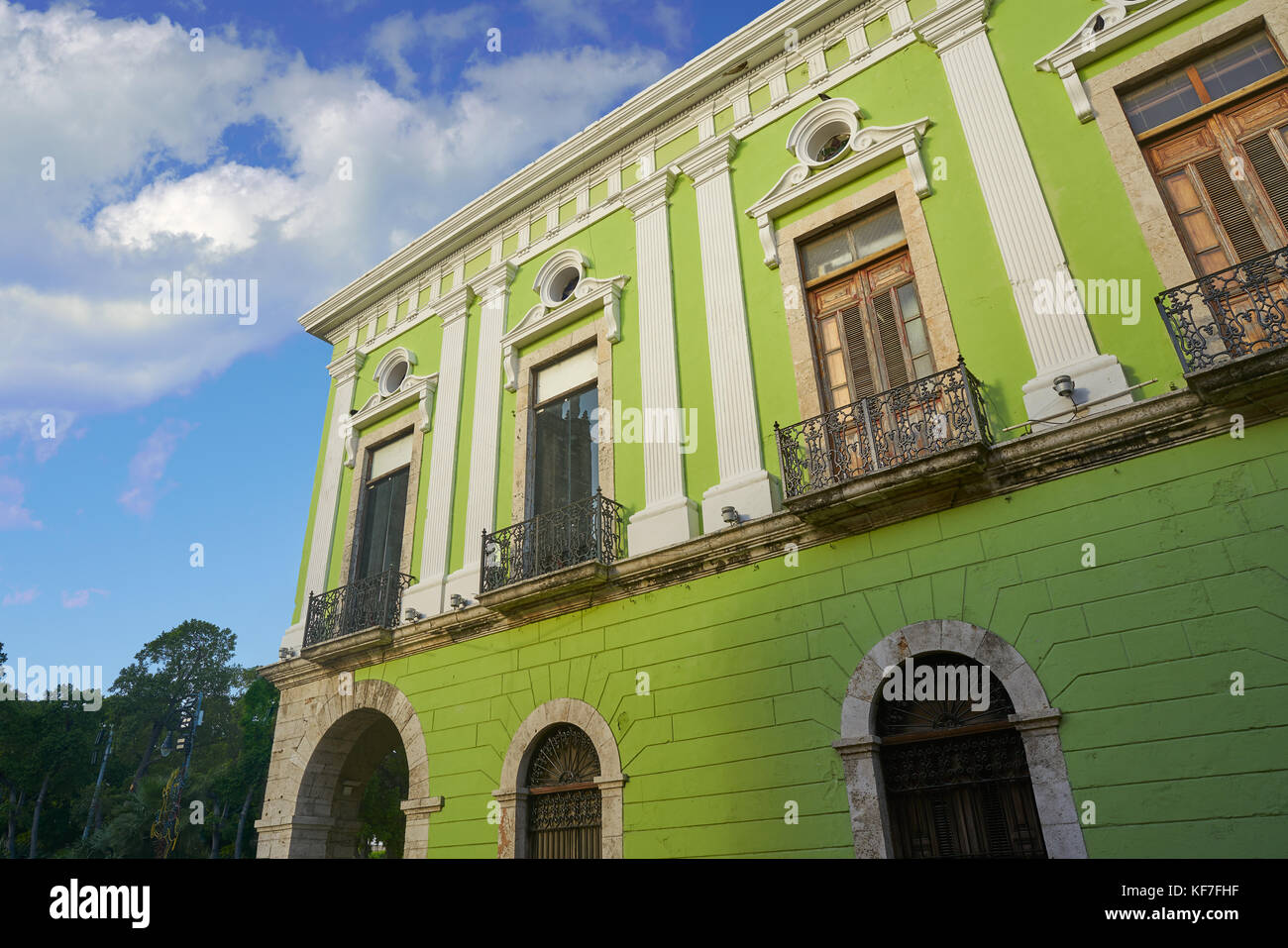 Colorful hispanic houses in hi-res stock photography and images - Alamy