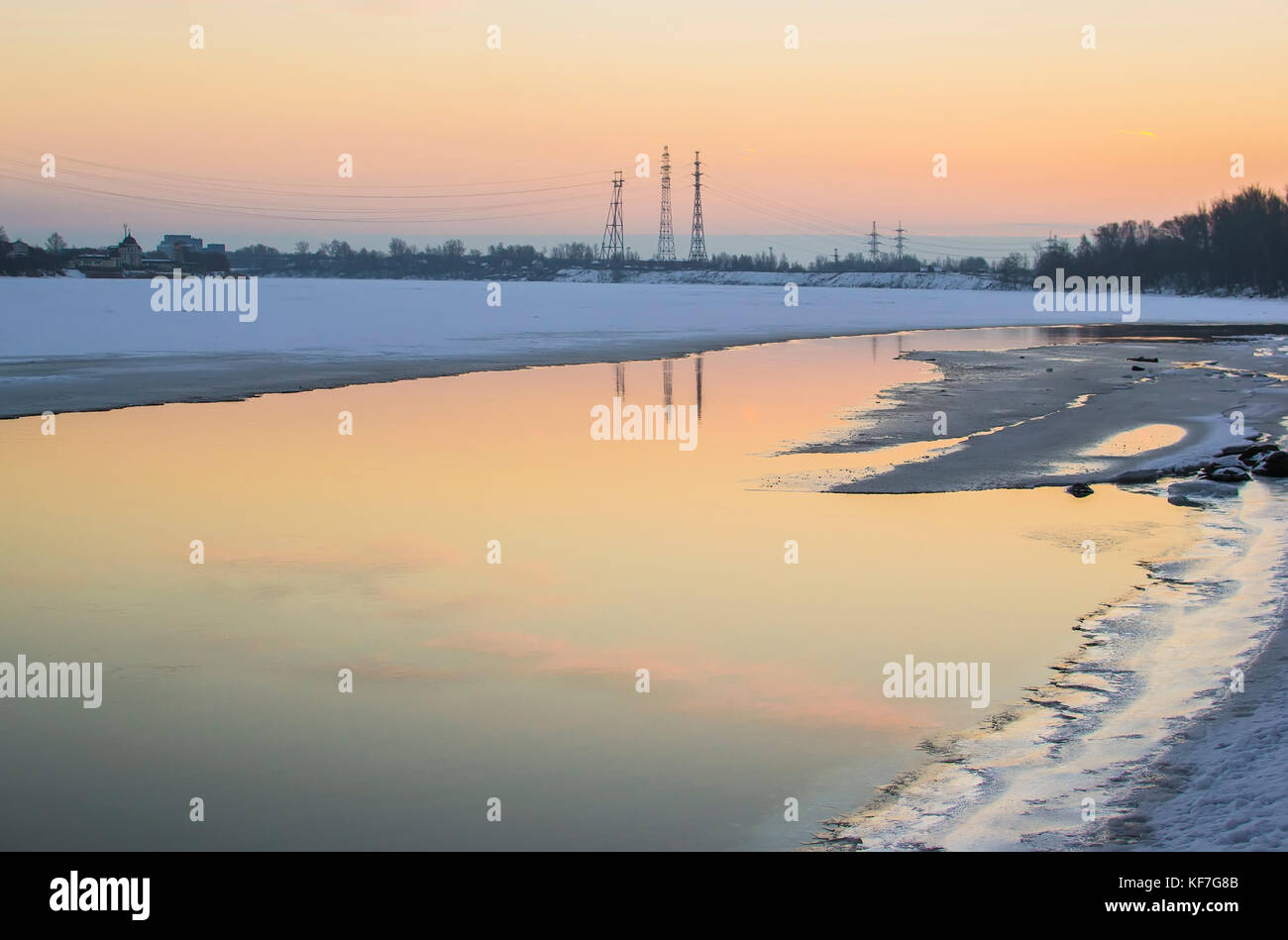 Winter morning before dawn on the river Stock Photo - Alamy