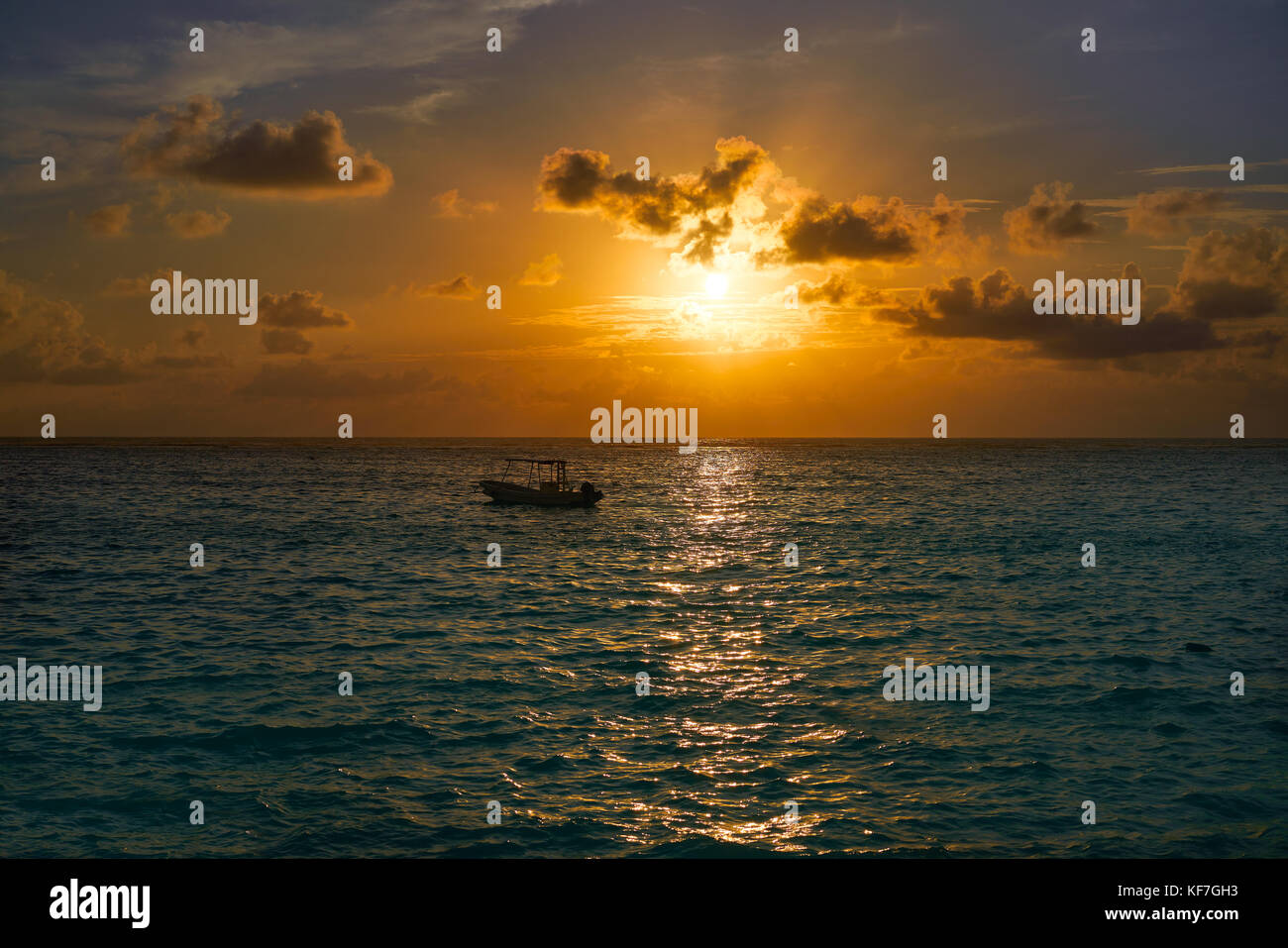 Riviera Maya sunrise in Caribbean Mayan Mexico Stock Photo - Alamy