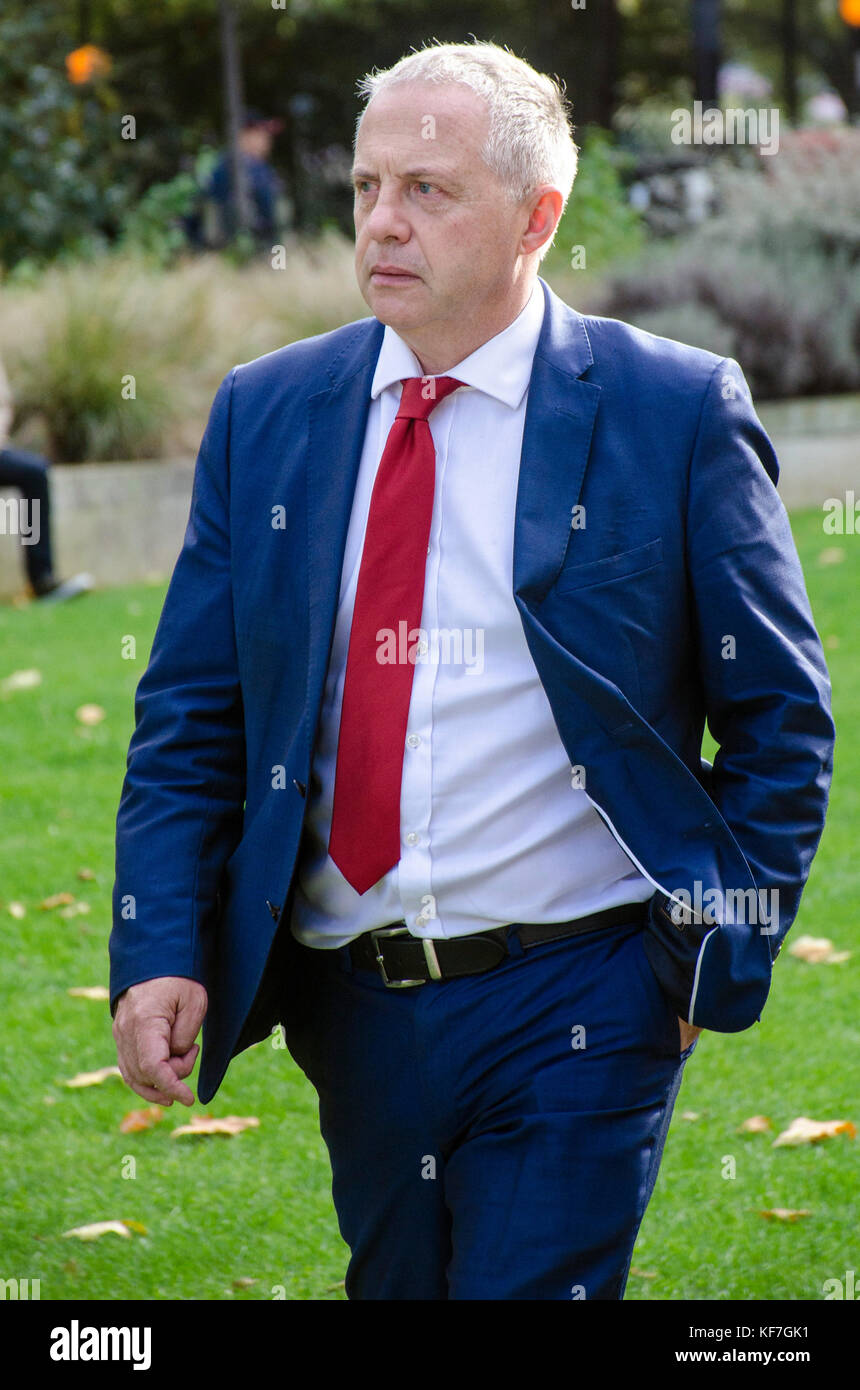 John mann labour hi-res stock photography and images - Alamy