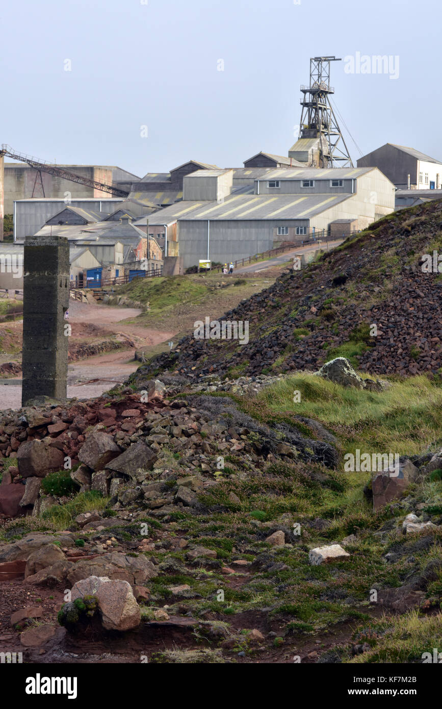Cornwall tin mine museums hi-res stock photography and images - Alamy