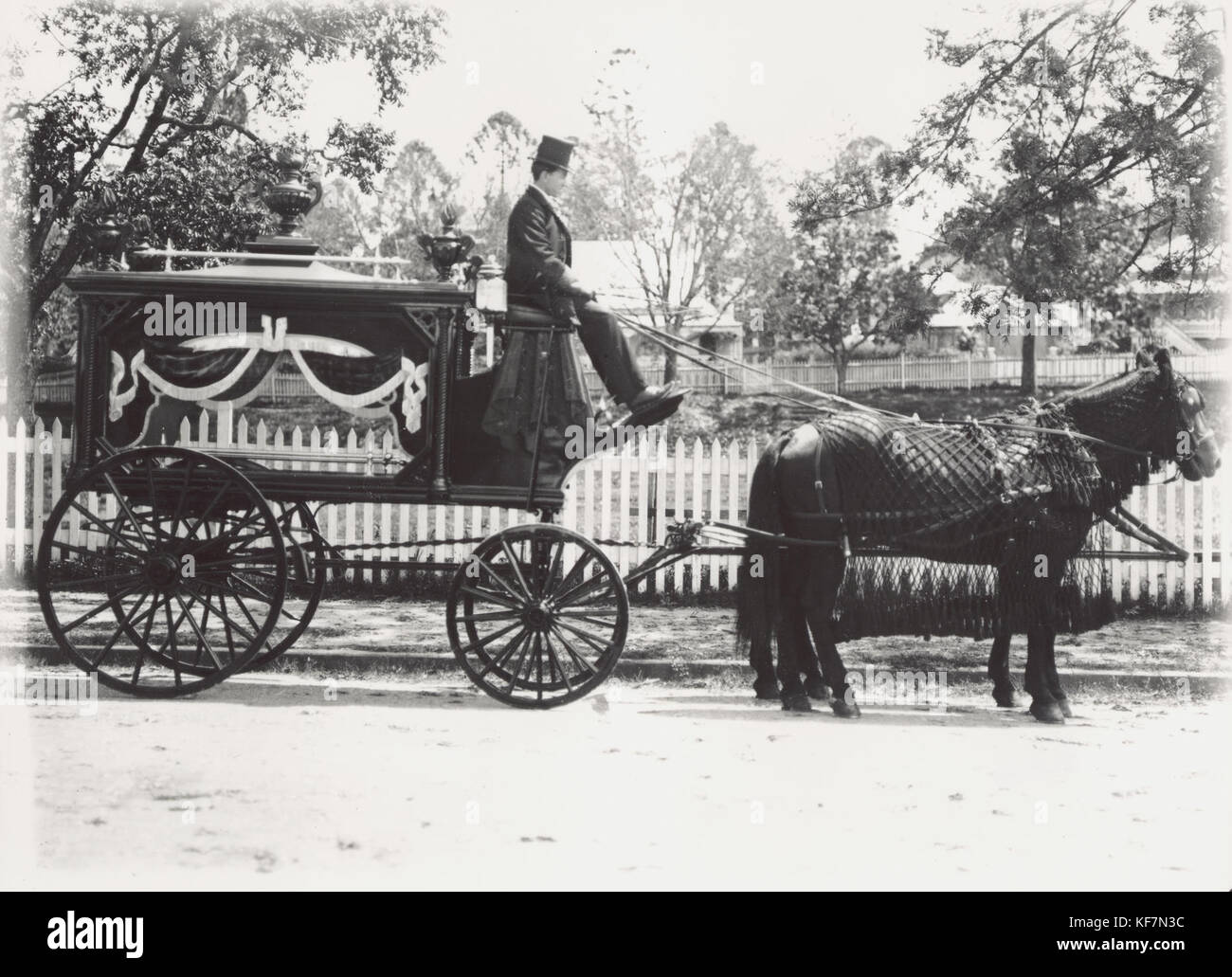 Hearse procession hi-res stock photography and images - Alamy