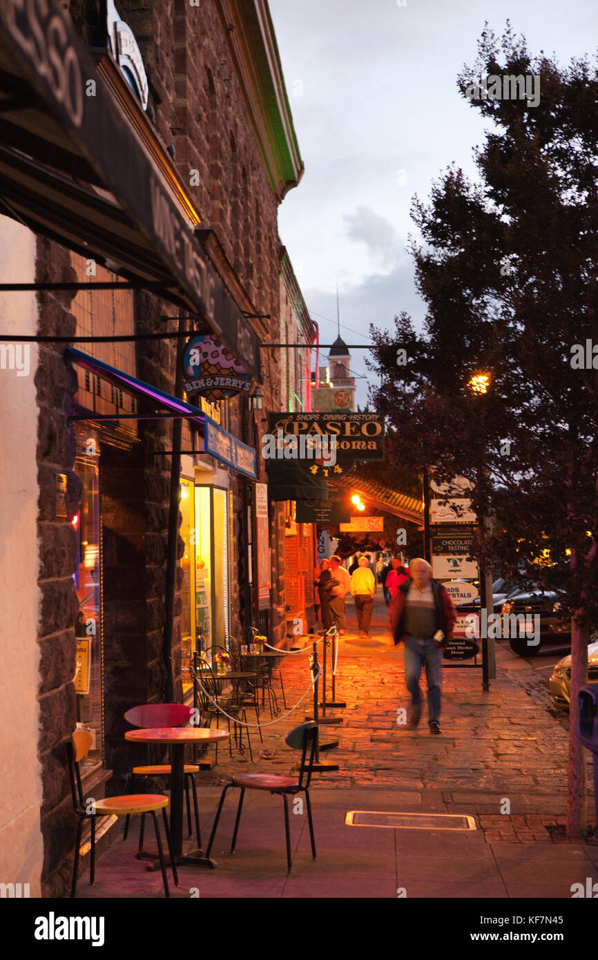 USA, California, Sonoma, El Paseo de Sonoma restaurant in downtown ...