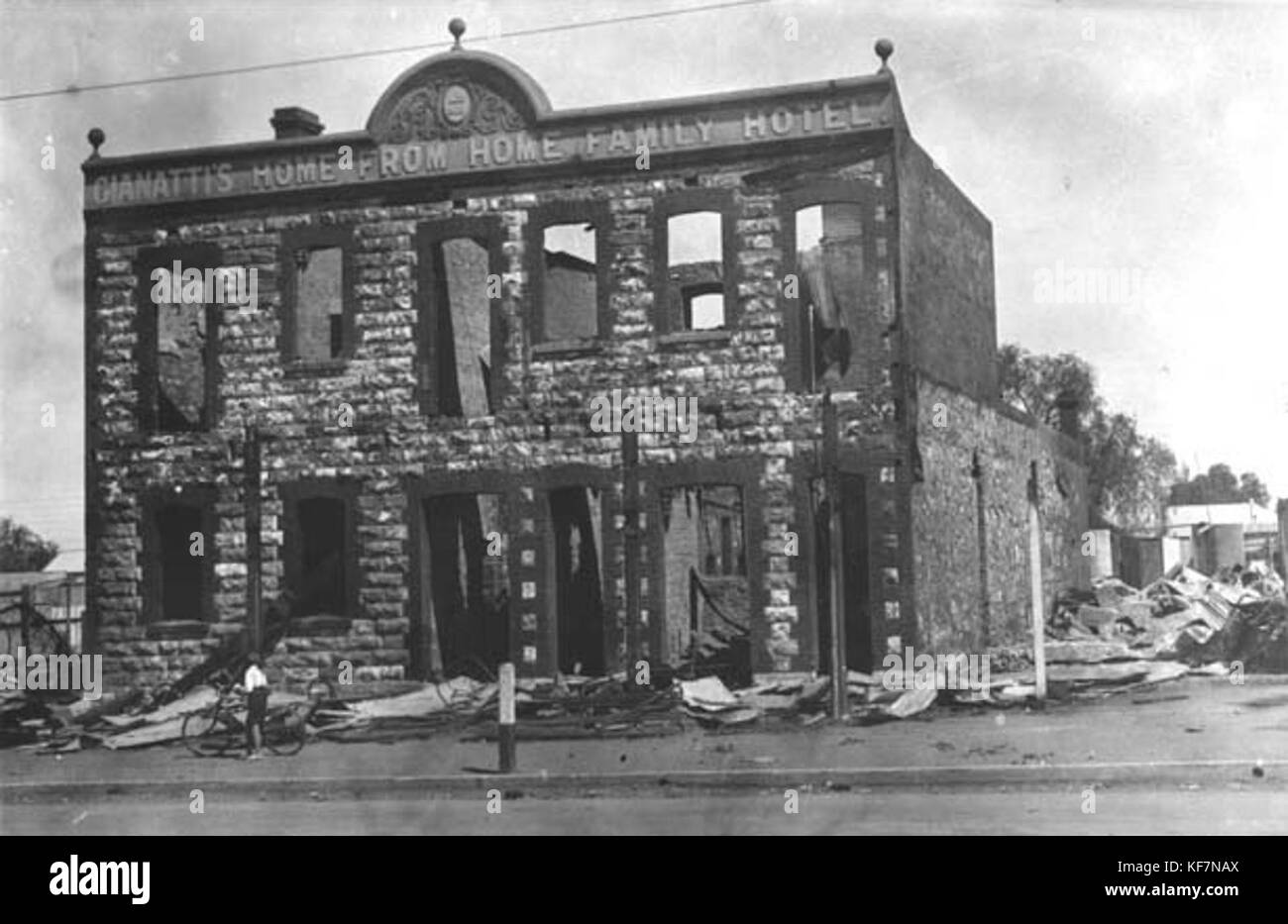 Kalgoorlie Black and White Stock Photos & Images - Alamy