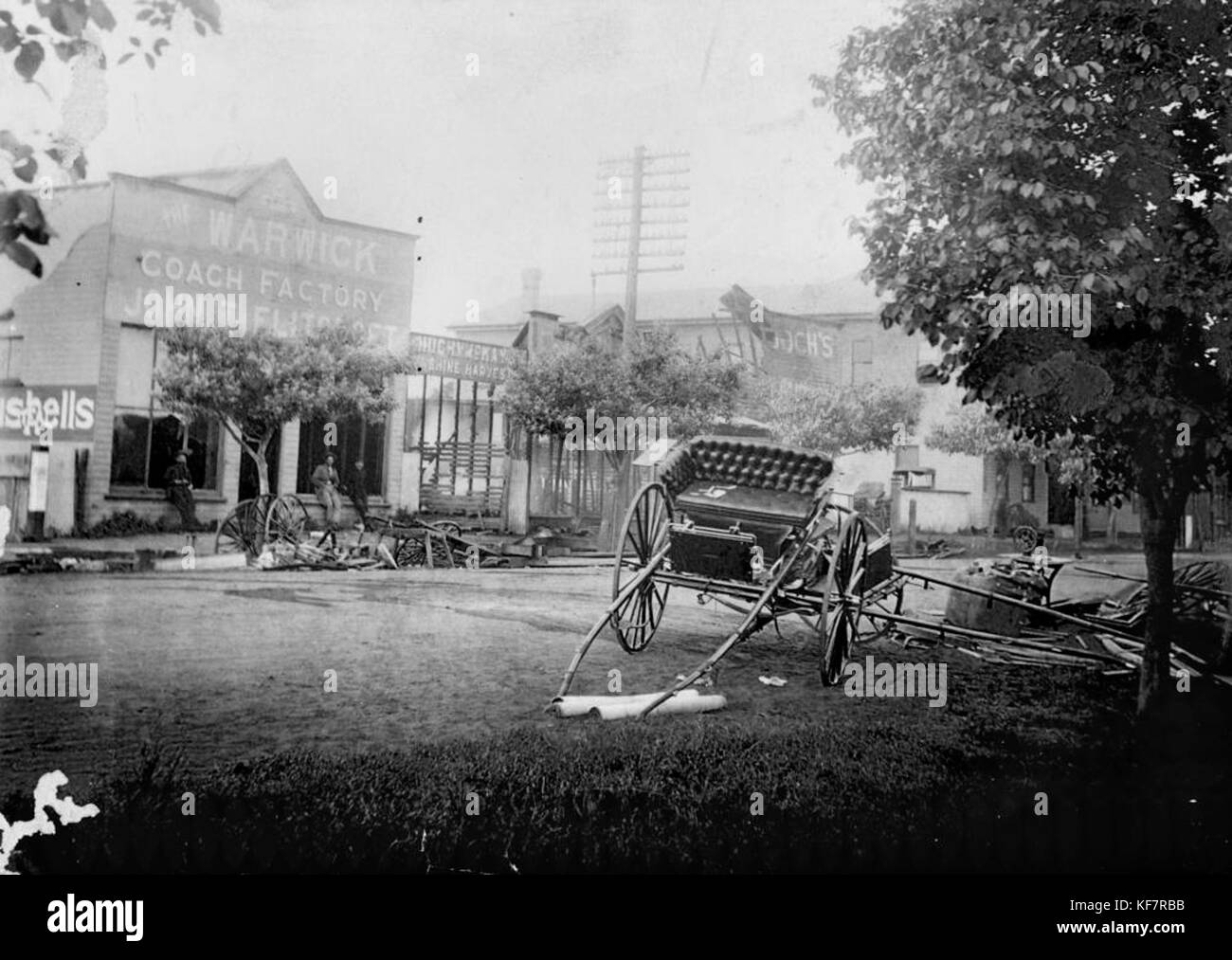 Grafton street Black and White Stock Photos & Images - Alamy