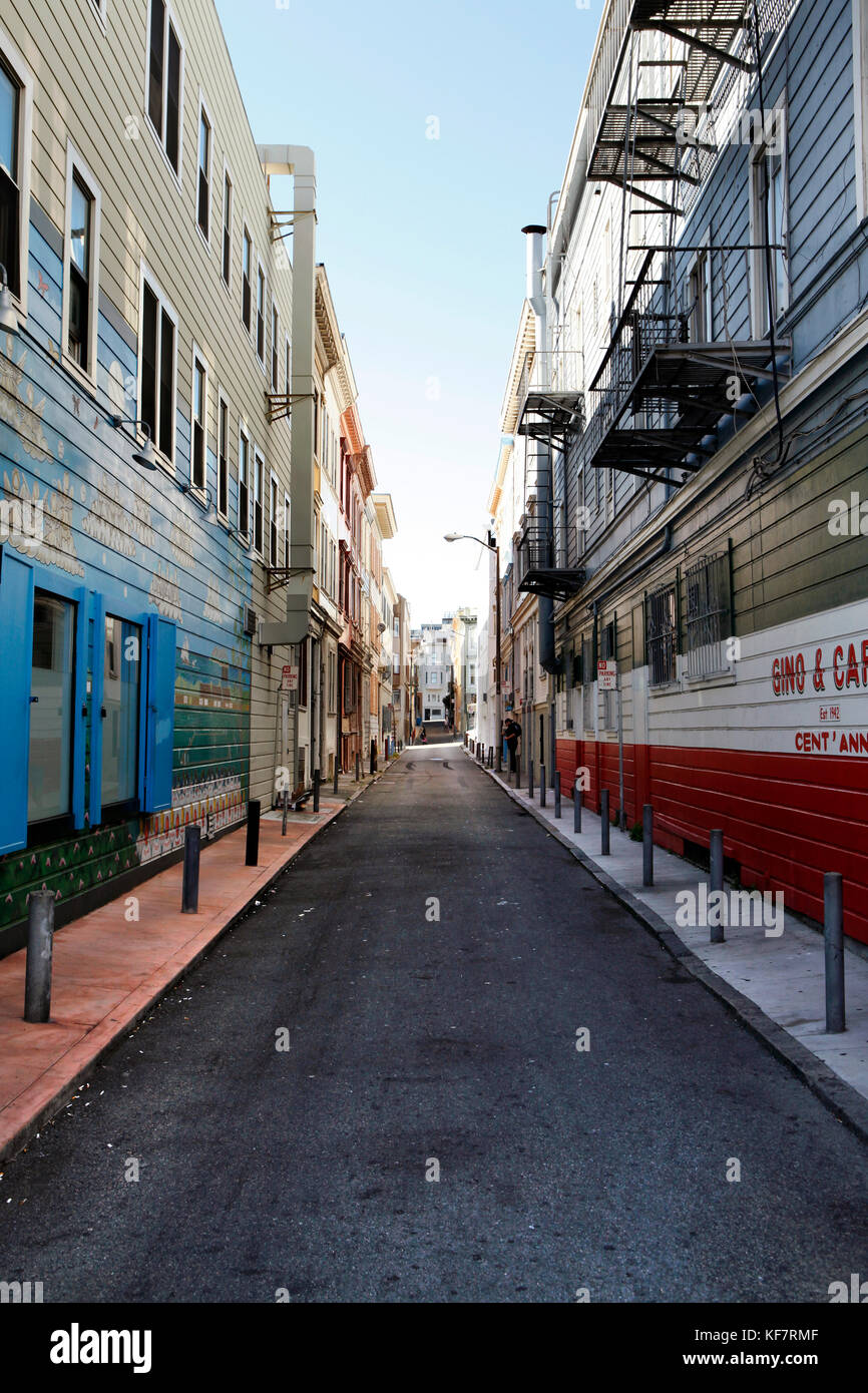 USA, California, San Francisco, a street alley in North Beach Stock ...