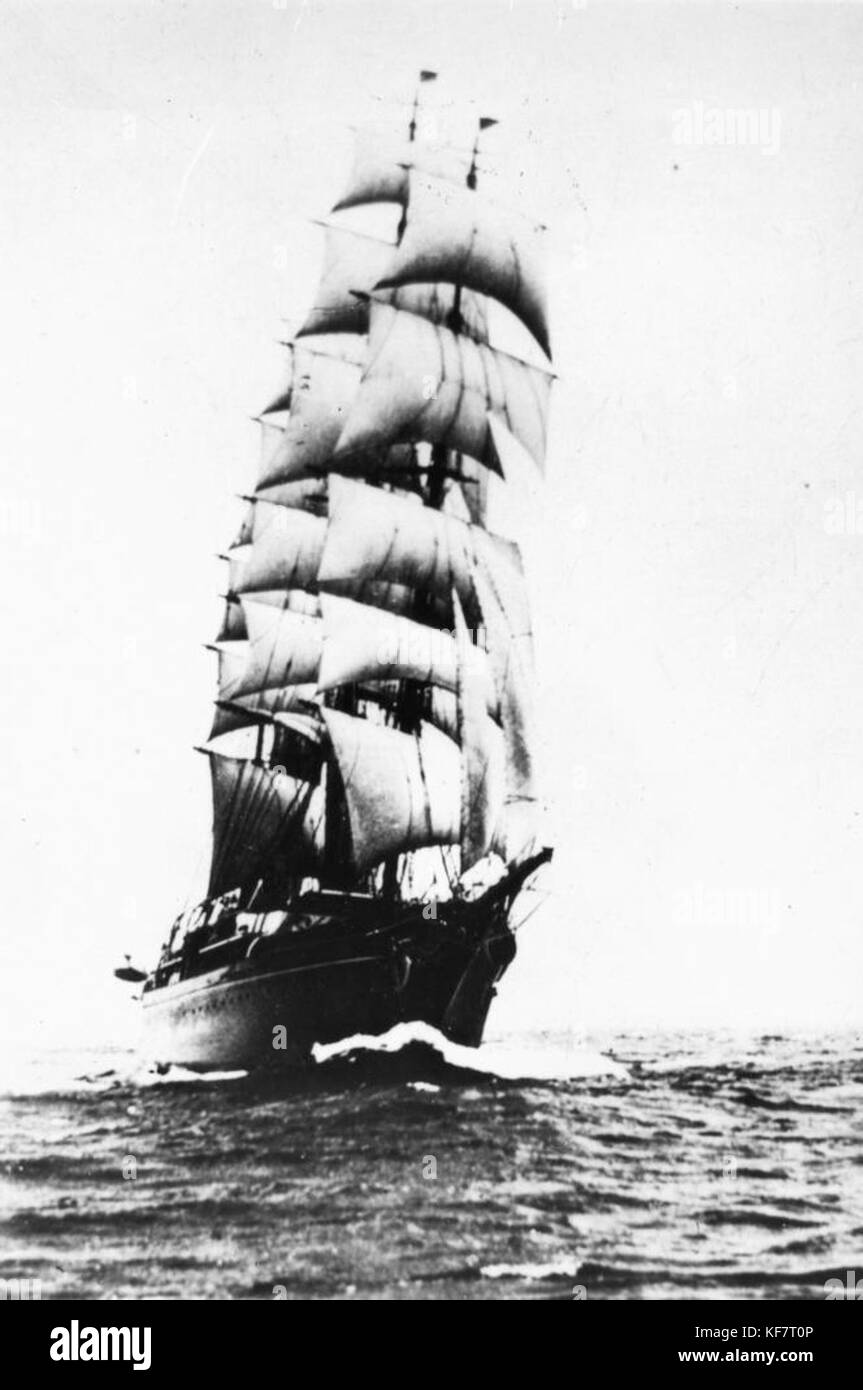 The sea cloud ship Black and White Stock Photos & Images - Alamy