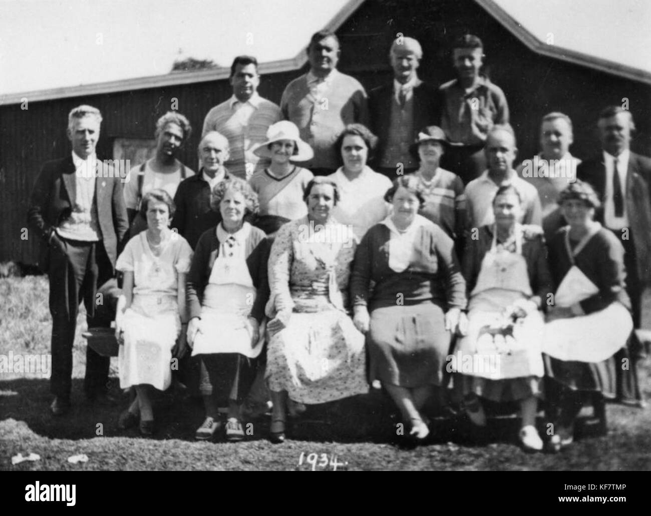 1 118036 Group of people at Cribb Island, 1934 Stock Photo - Alamy