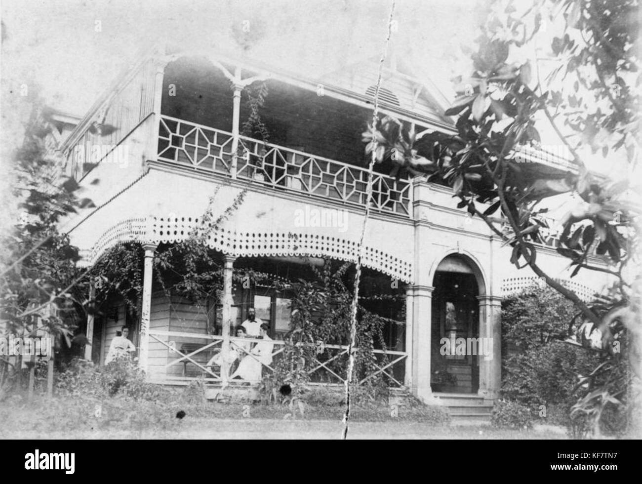 1 109856 Relaxing on the verandah of The Poplars, at Milton, ca. 1895 ...