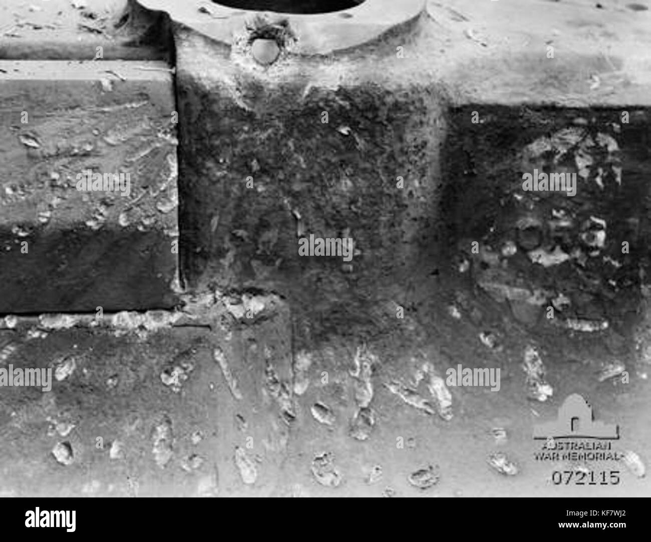 Captured IJA Type 41 Mountain Gun fire test 04 Stock Photo - Alamy