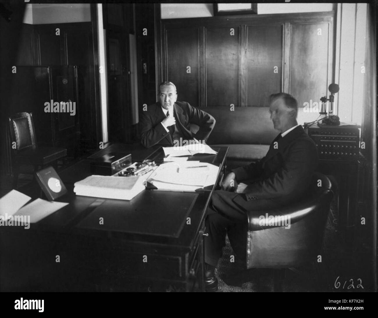Bruce resigned newPMScullin brief meeting Stock Photo - Alamy
