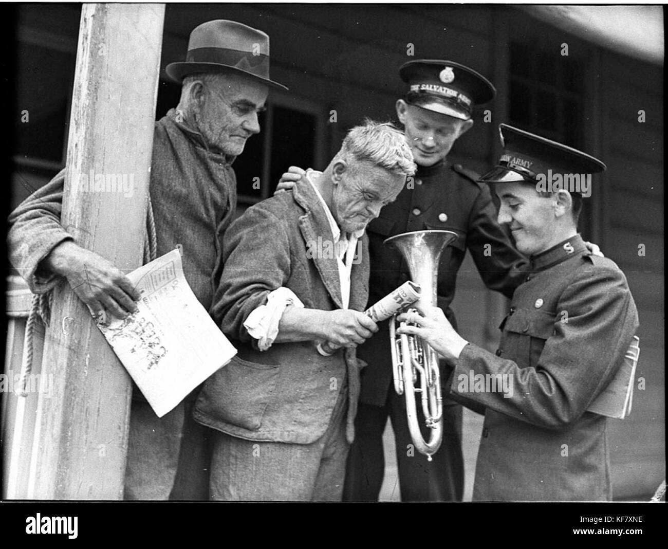 31645 Salvation Army old mens home Stock Photo - Alamy