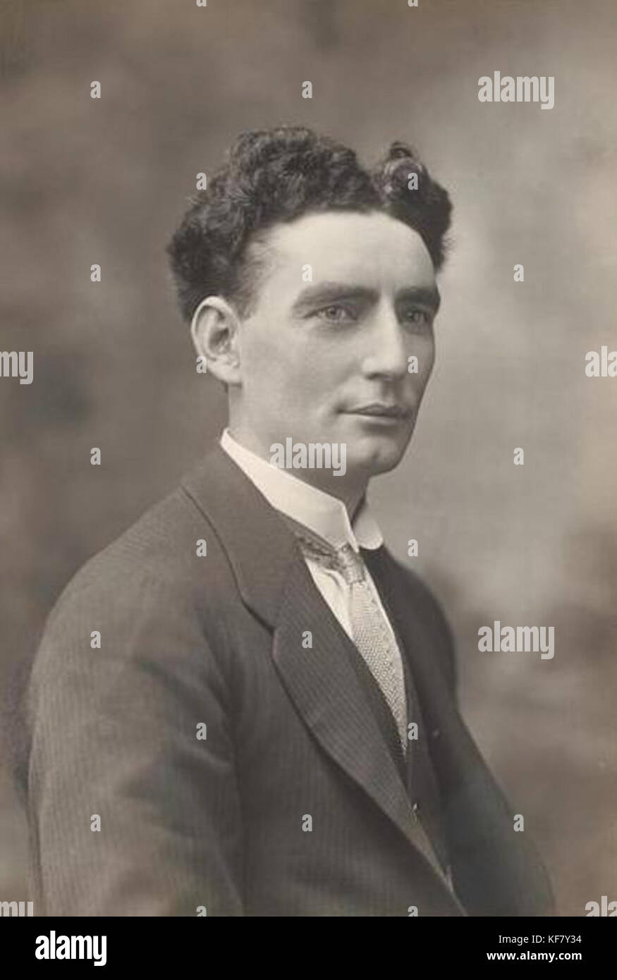 Michael considine hi-res stock photography and images - Alamy